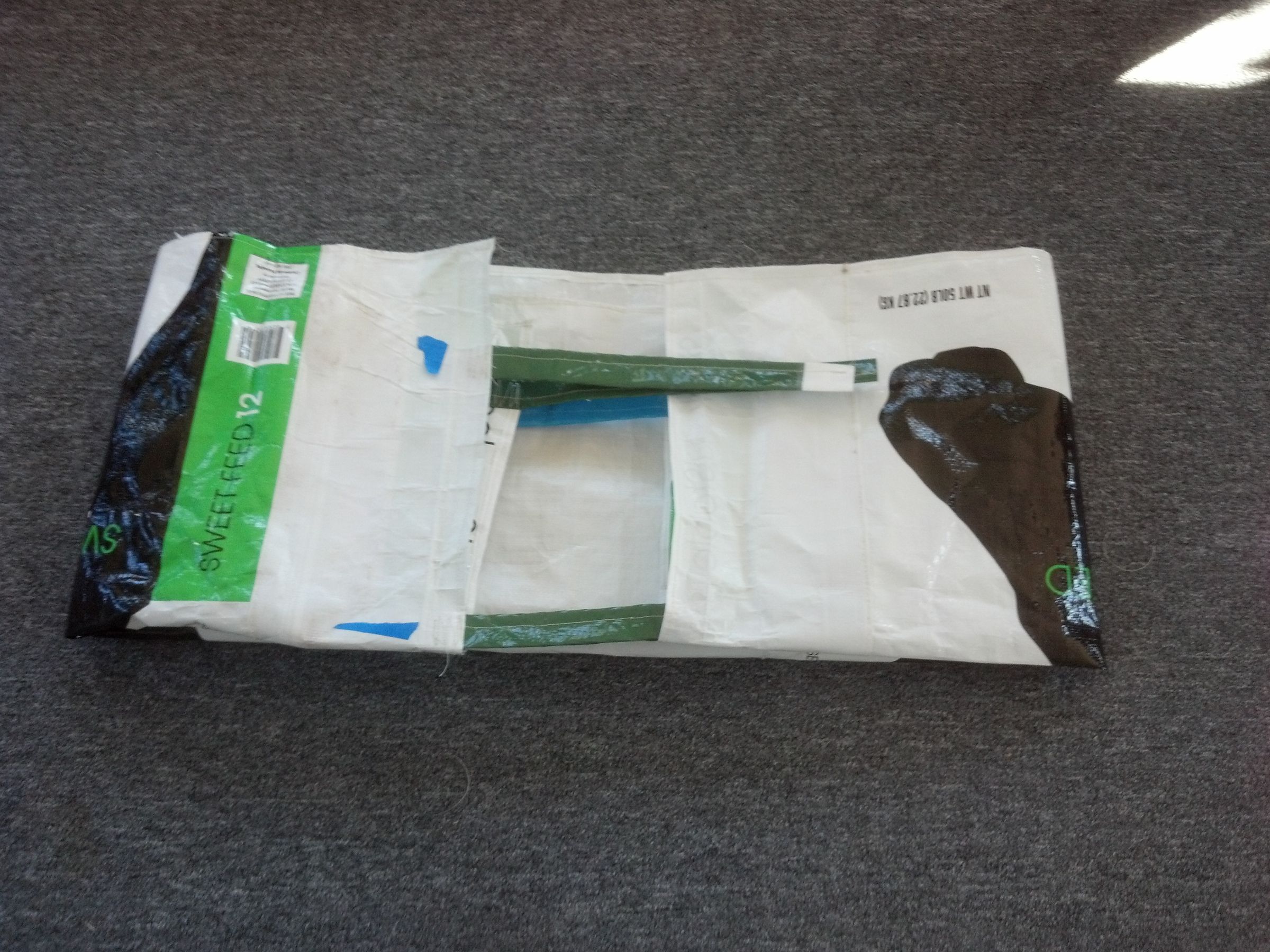DIY WindShield Protector From Snow & Sun Using Feed Sacks : 7 Steps ...