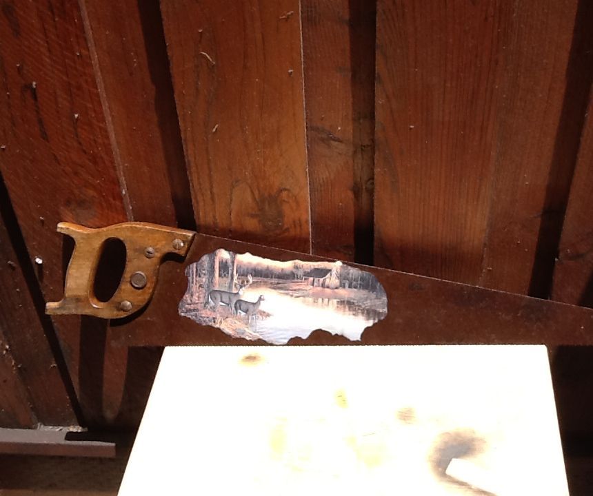 Re-Use an Old Wood Hand Saw for Decoration : 7 Steps - Instructables