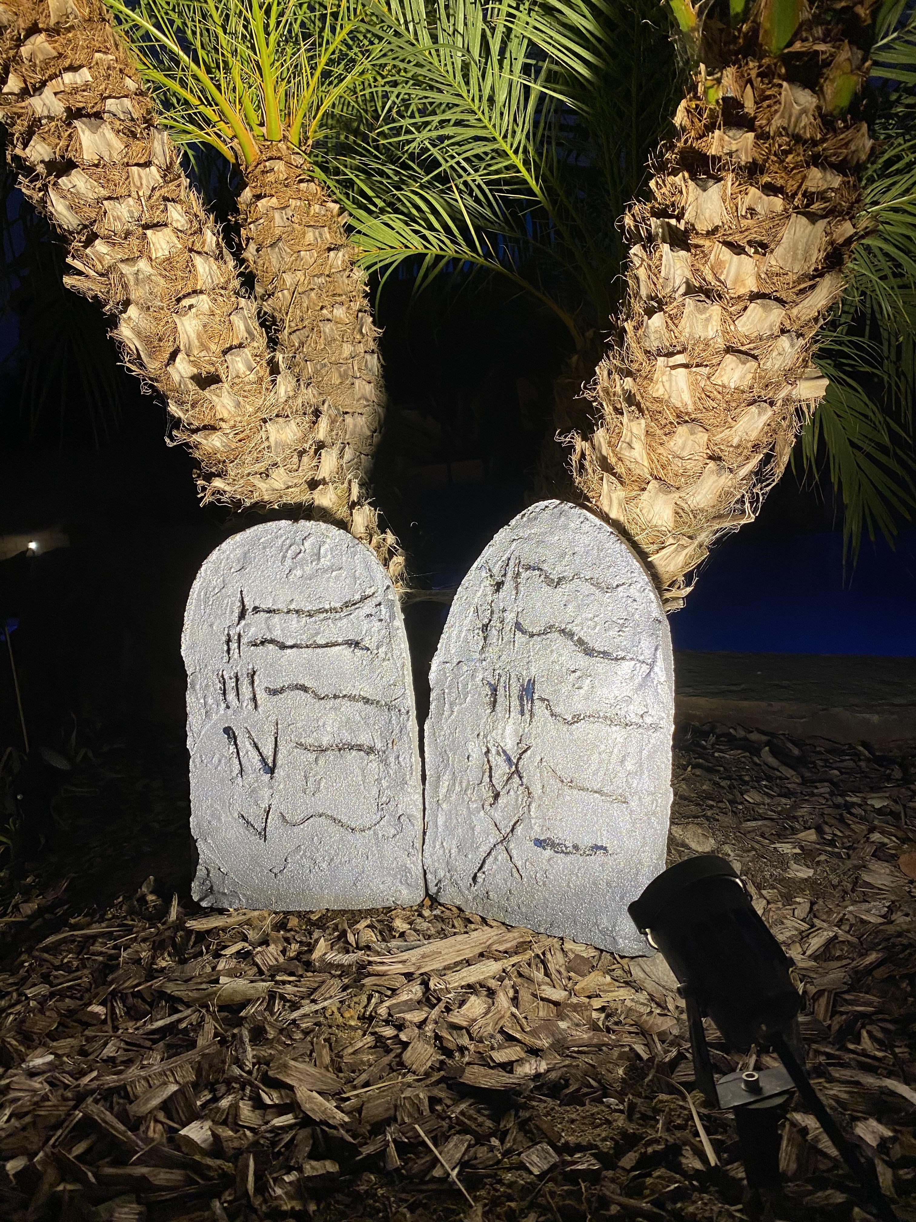 Concrete 10 Commandments Tablets : 11 Steps (with Pictures) - Instructables