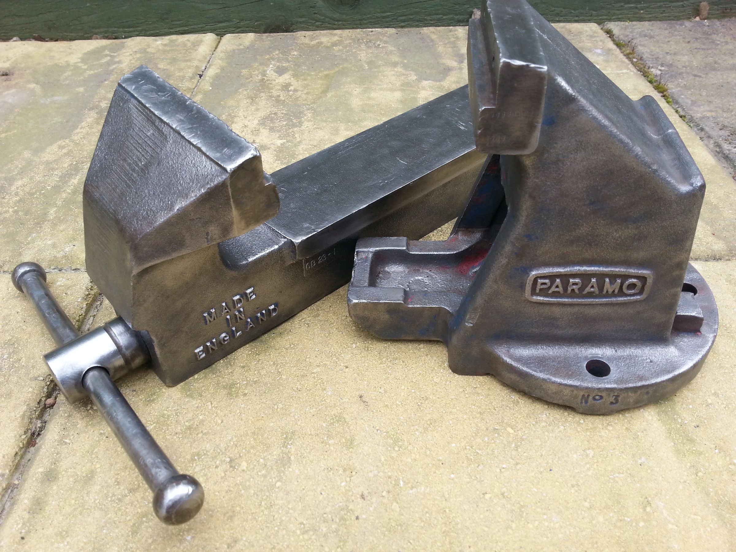 Bench Vice Refurb'. : 9 Steps (with Pictures) - Instructables
