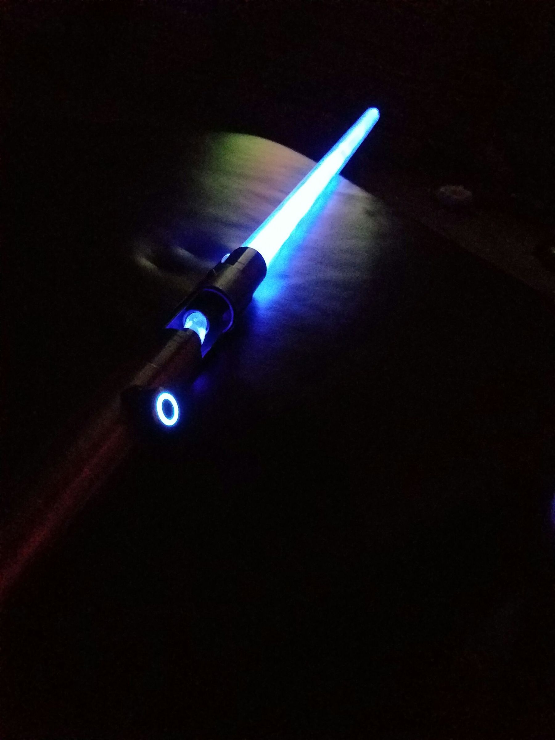 Simple Lightsaber : 5 Steps (with Pictures) - Instructables