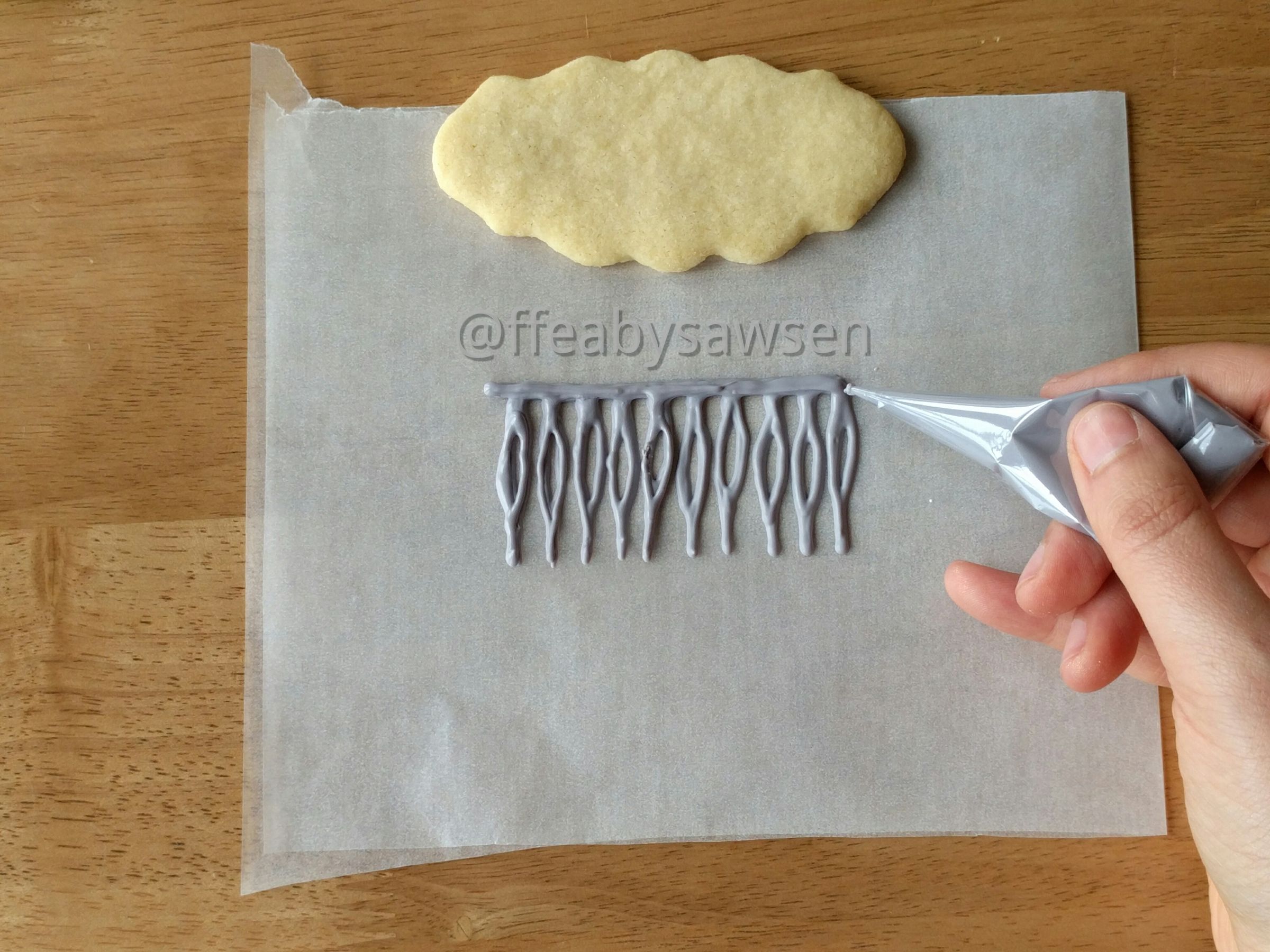 All Edible Bridal Hair Comb Cookie - With 2 Different Types of Edible ...
