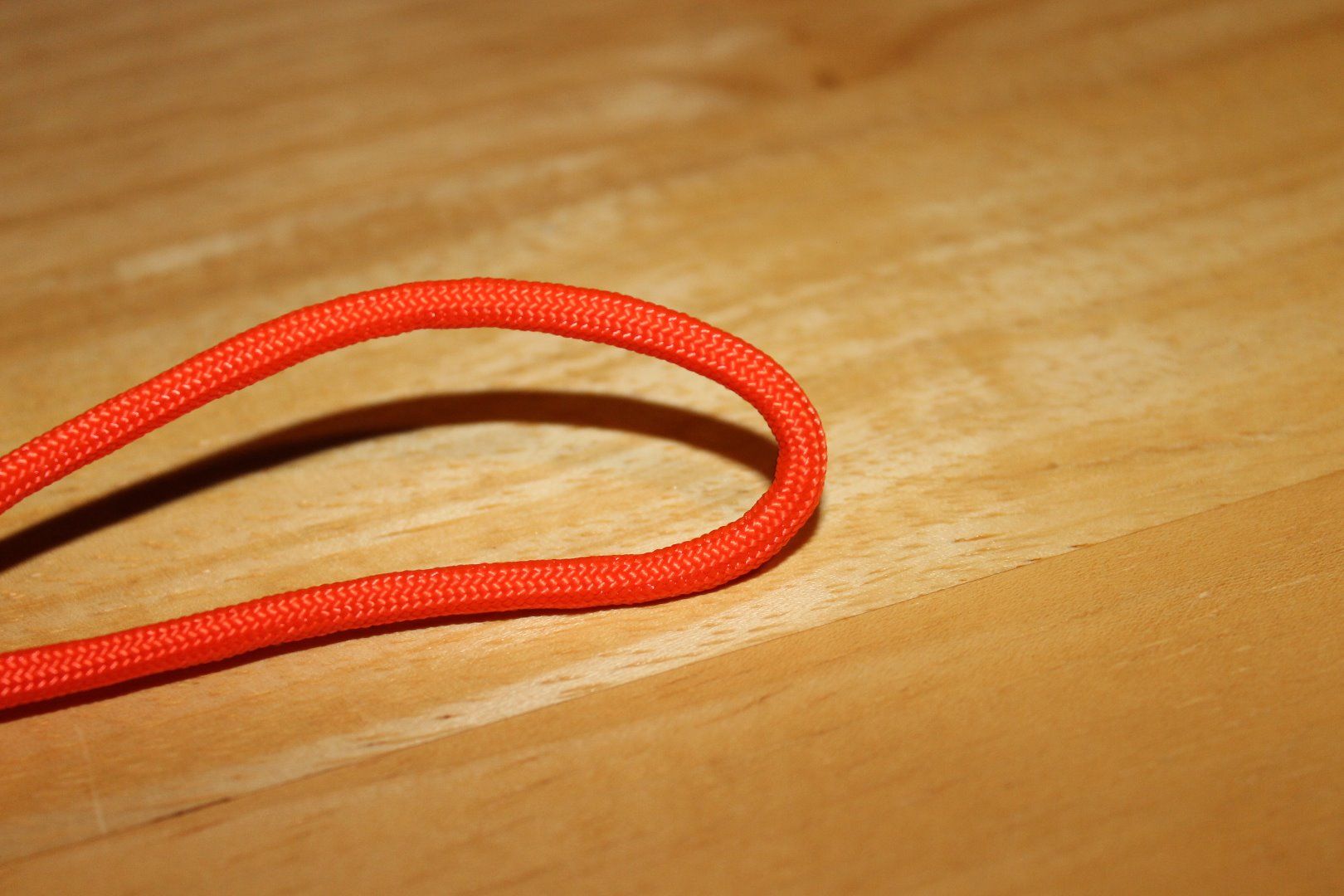 Solman Bar Paracord Braclet : 5 Steps - Instructables