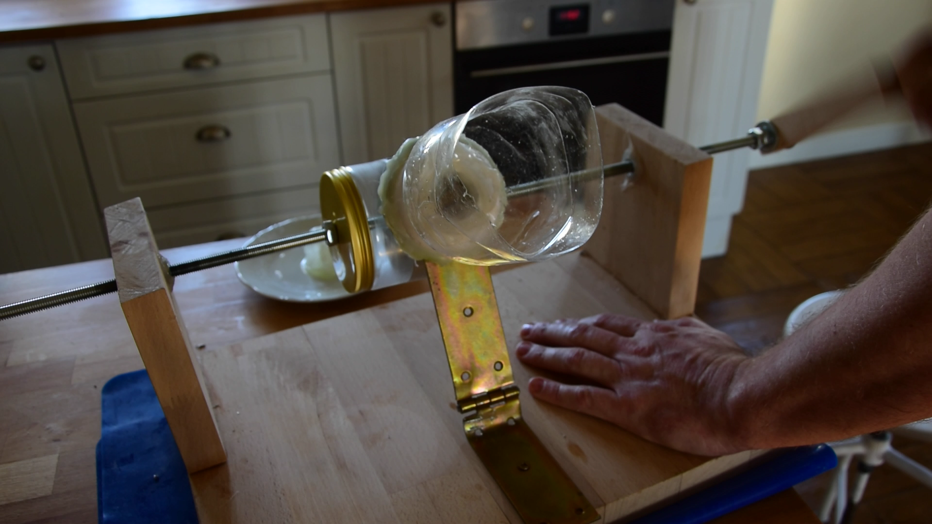 Phonograph - Sound Recorder/player on Tinfoil : 6 Steps (with Pictures ...