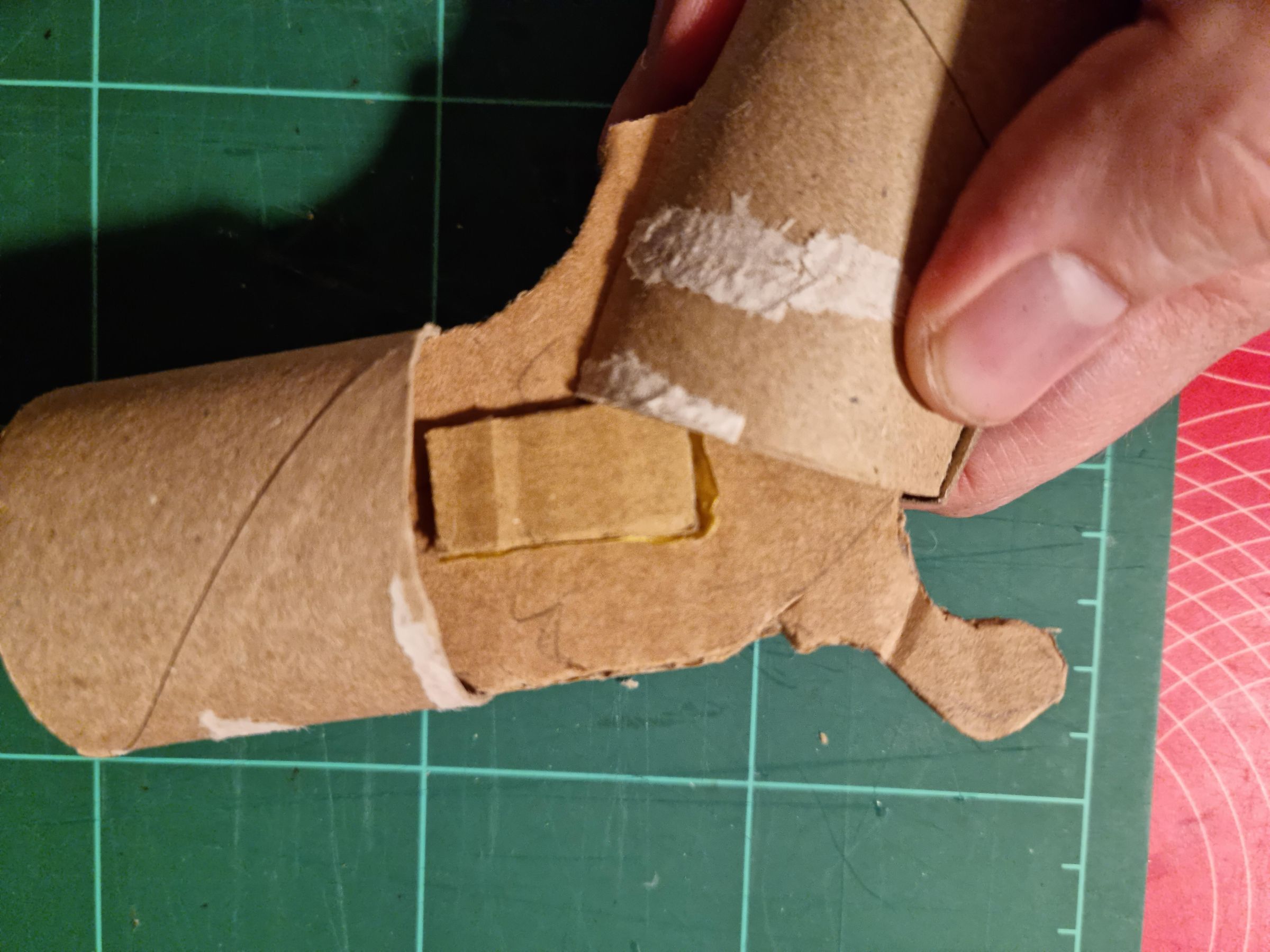 Easy Revolvers From Cardboard : 5 Steps - Instructables