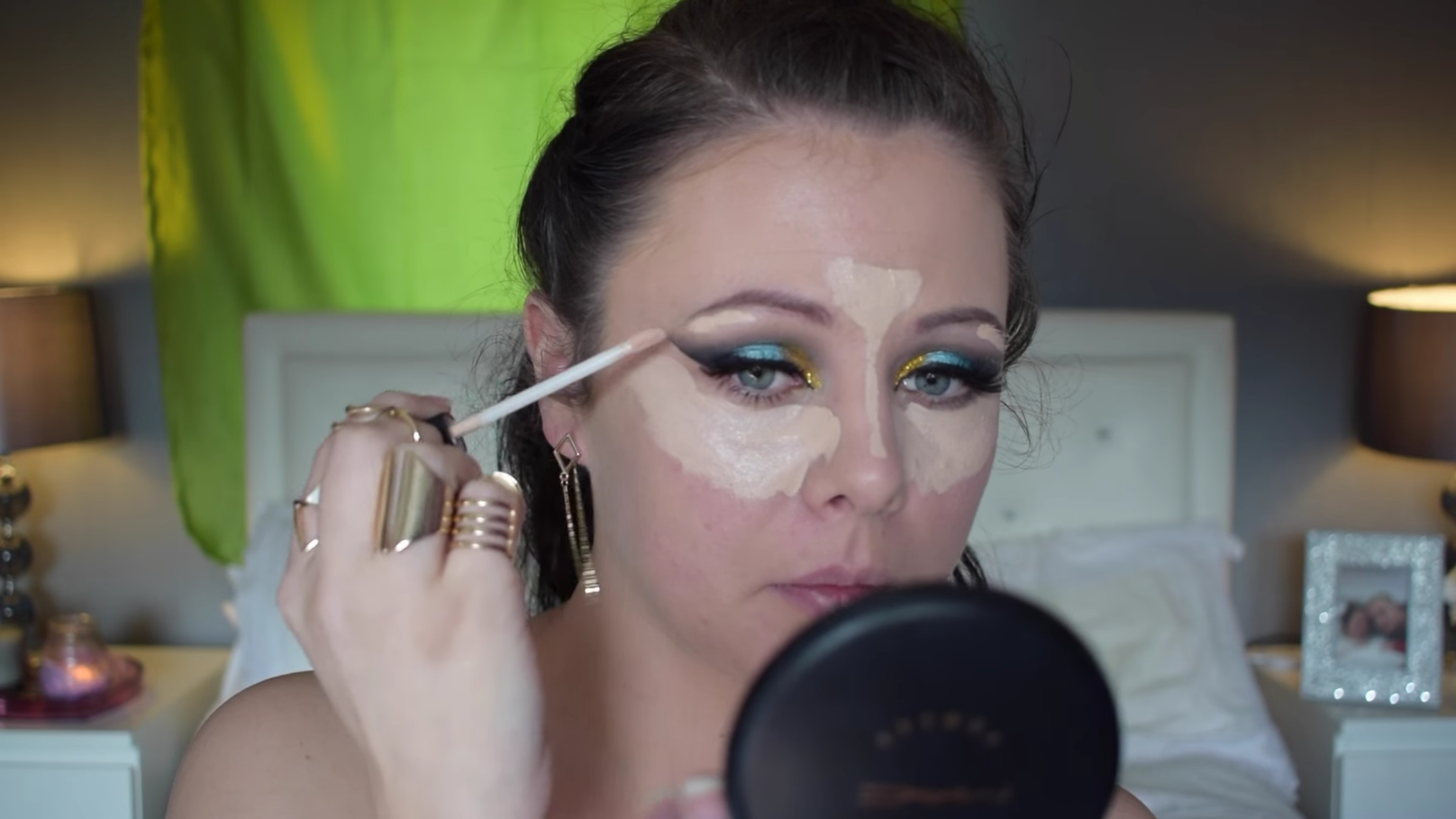 Dramatic Blue Prom Makeup Tutorial : 7 Steps - Instructables