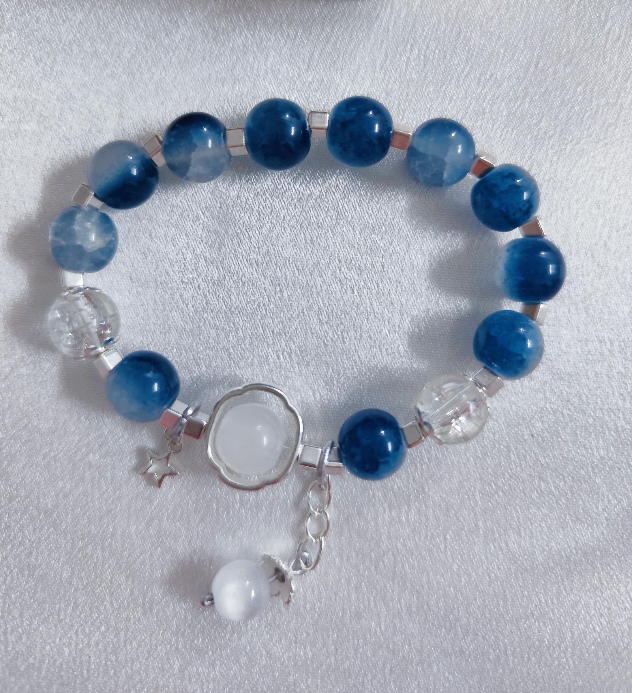 How to Make a Blue Ocean Beaded Bracelet: a Simple Step-by-Step Guide ...