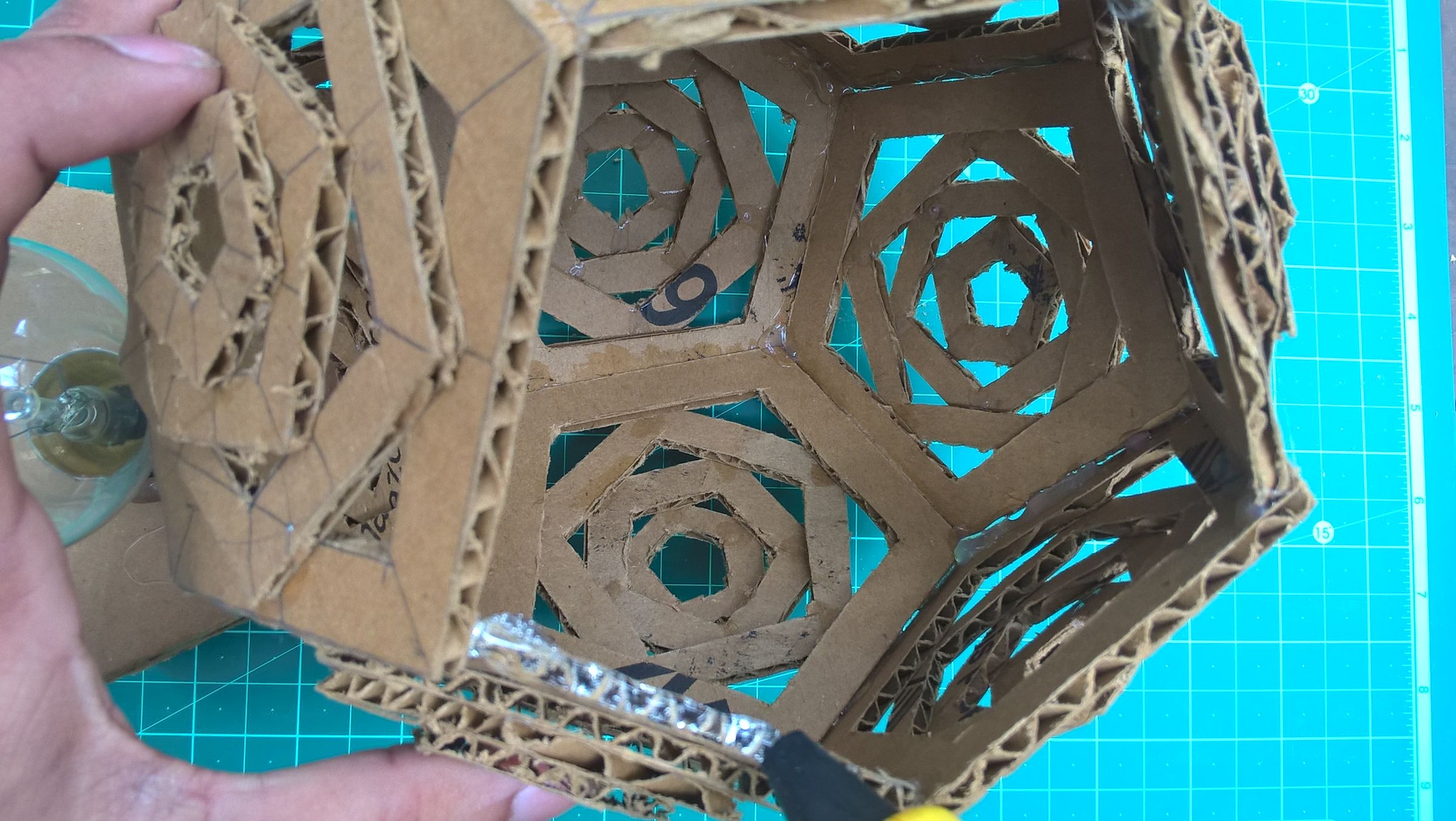 DIY Cardboard Lamp : 8 Steps (with Pictures) - Instructables