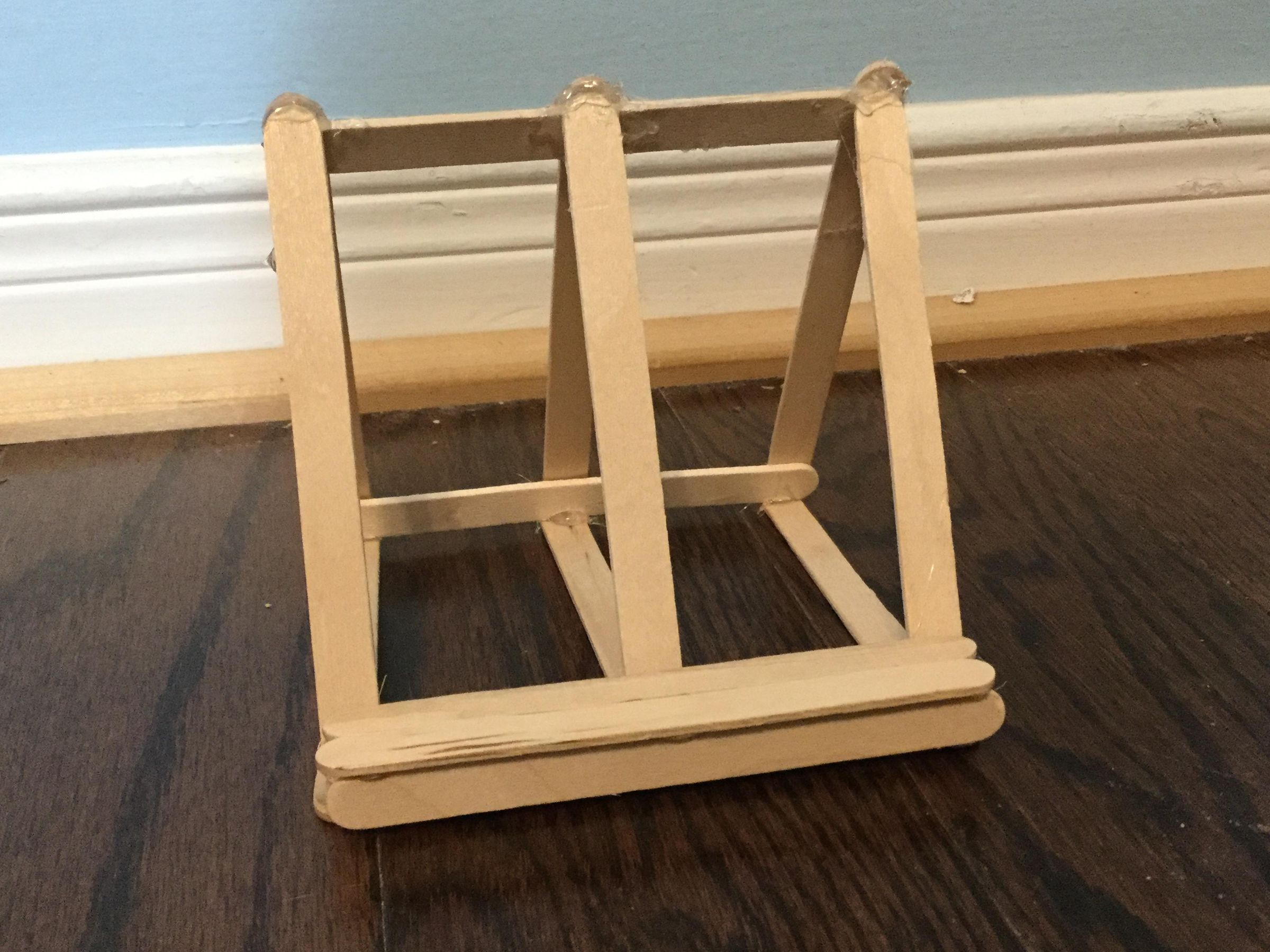 Easy Phone Holder : 5 Steps - Instructables