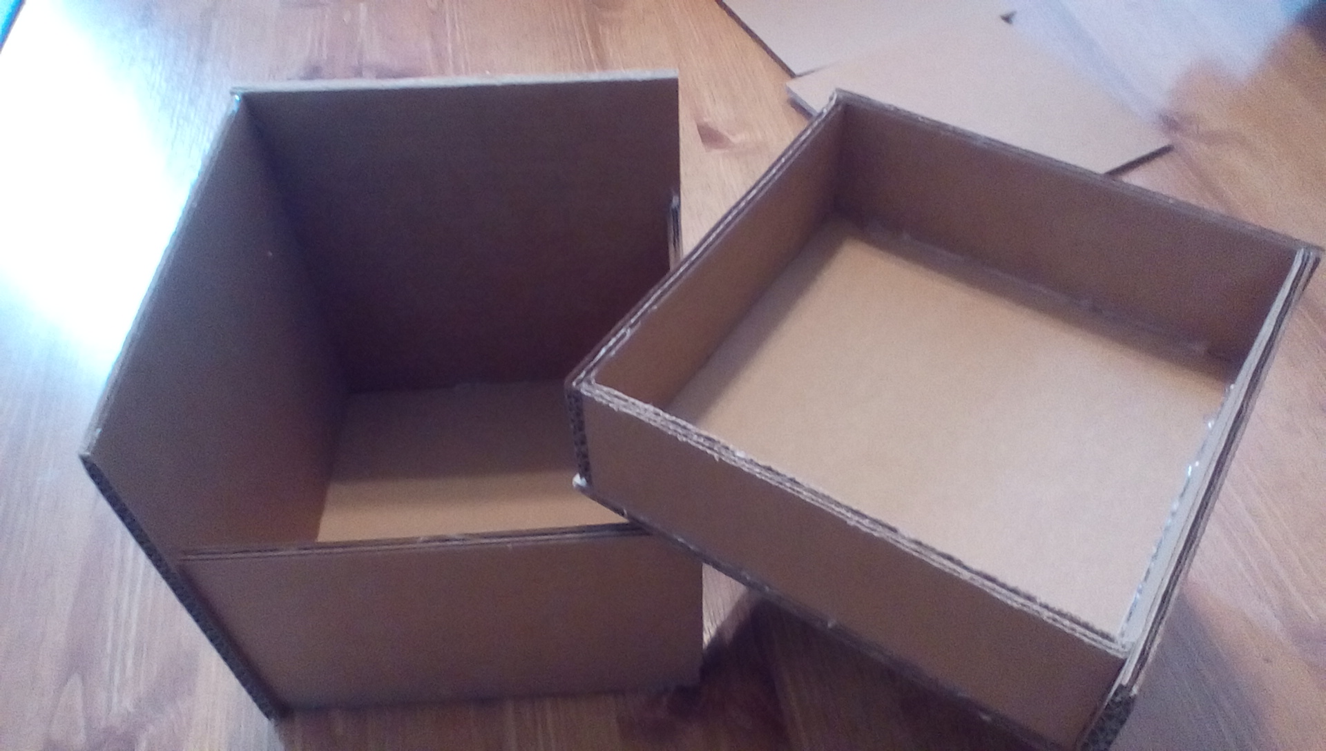 Multi-layer Cardboard Box : 7 Steps (with Pictures) - Instructables