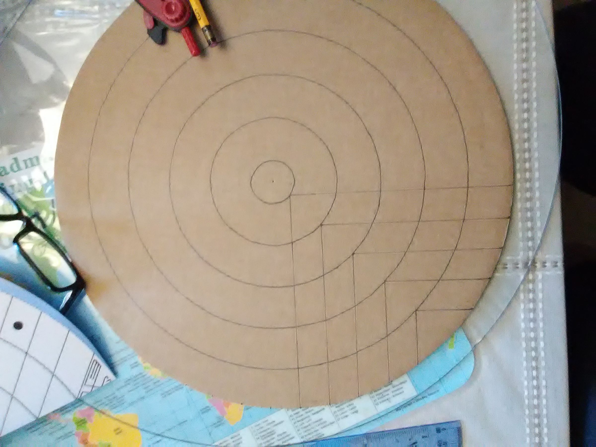 Round Hnefatafl Board : 5 Steps - Instructables