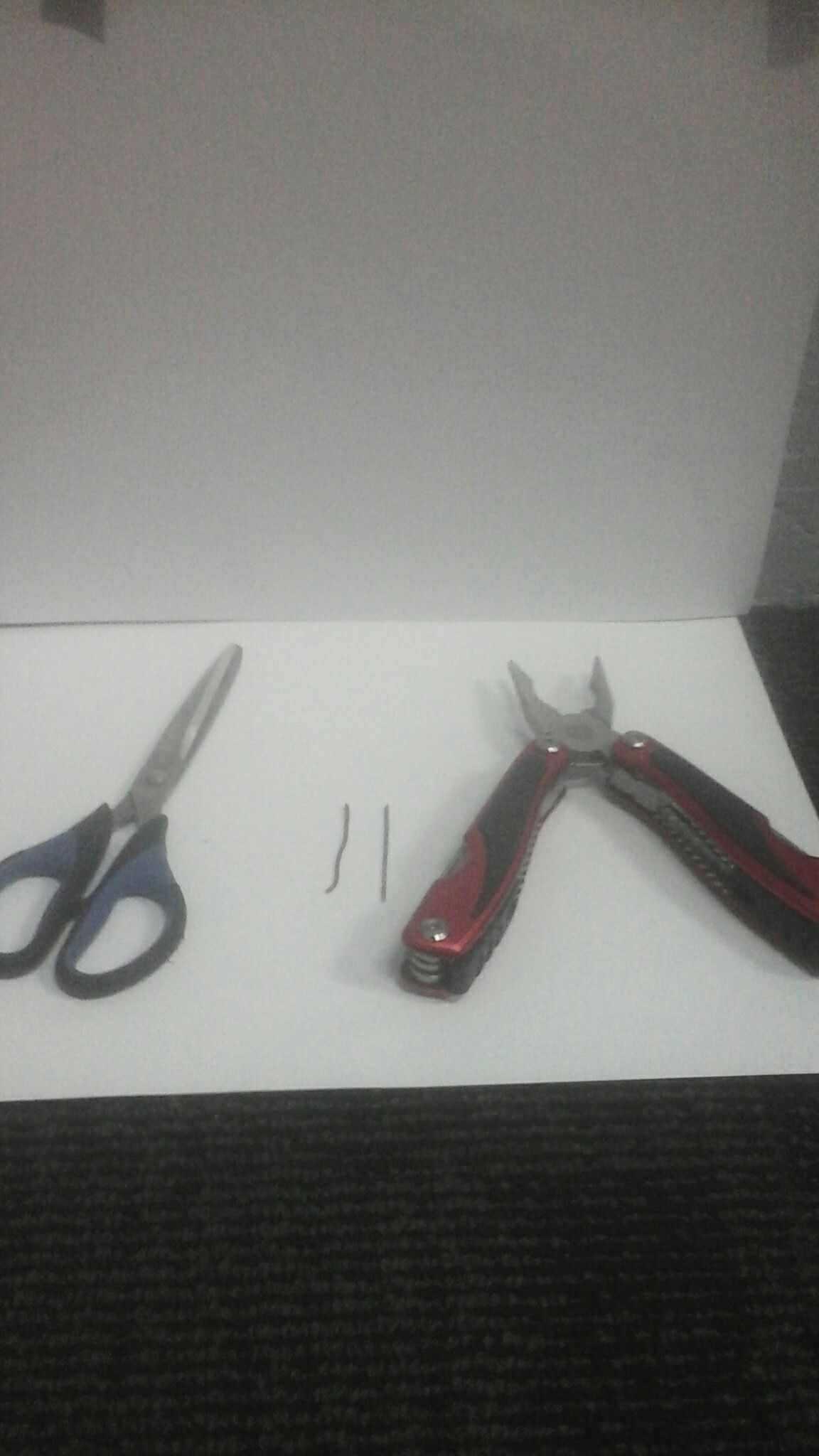 How to Make Fish Hooks : 4 Steps (with Pictures) - Instructables