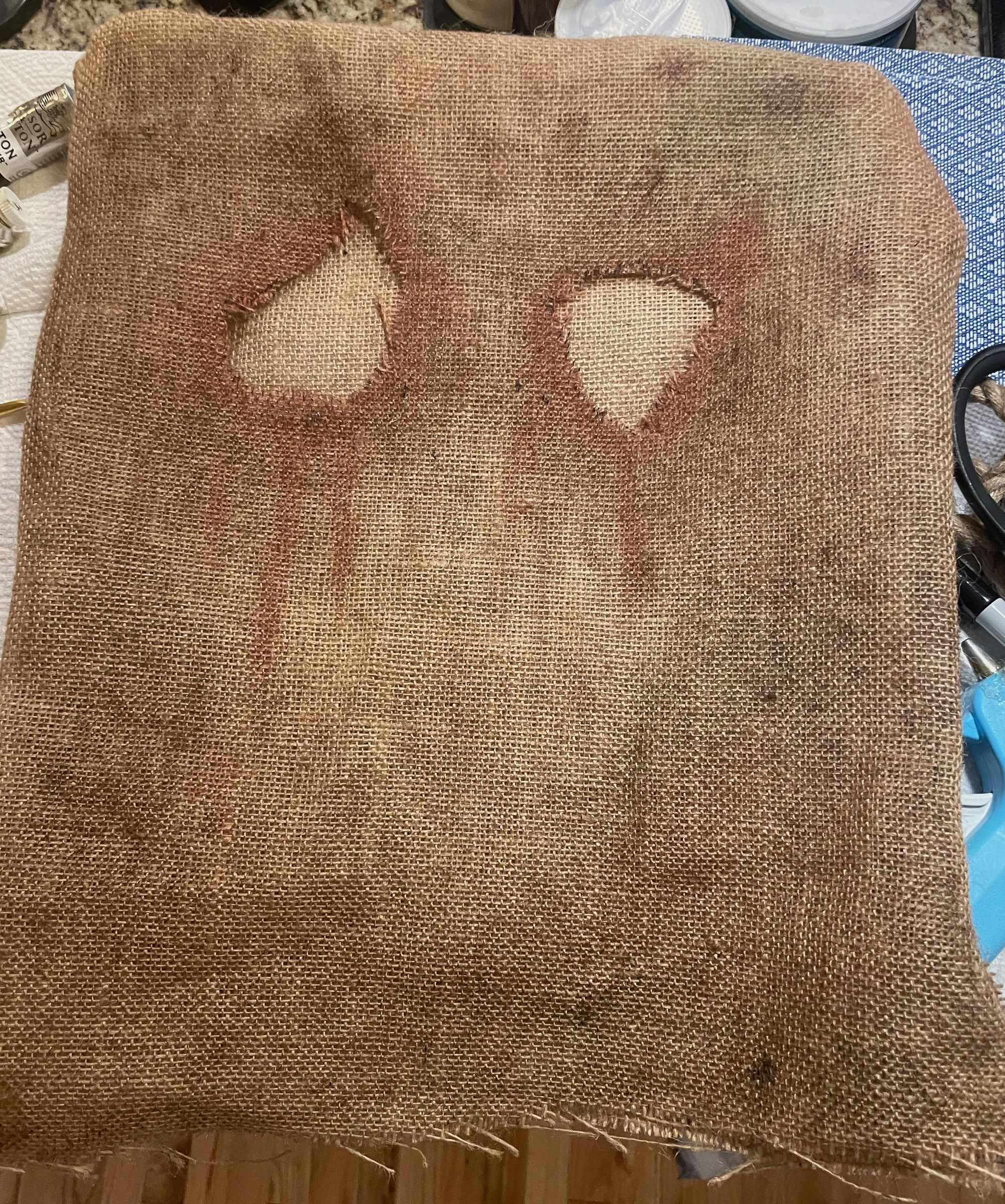 RE4 Remake Dr. Salvador Costume : 5 Steps (with Pictures) - Instructables