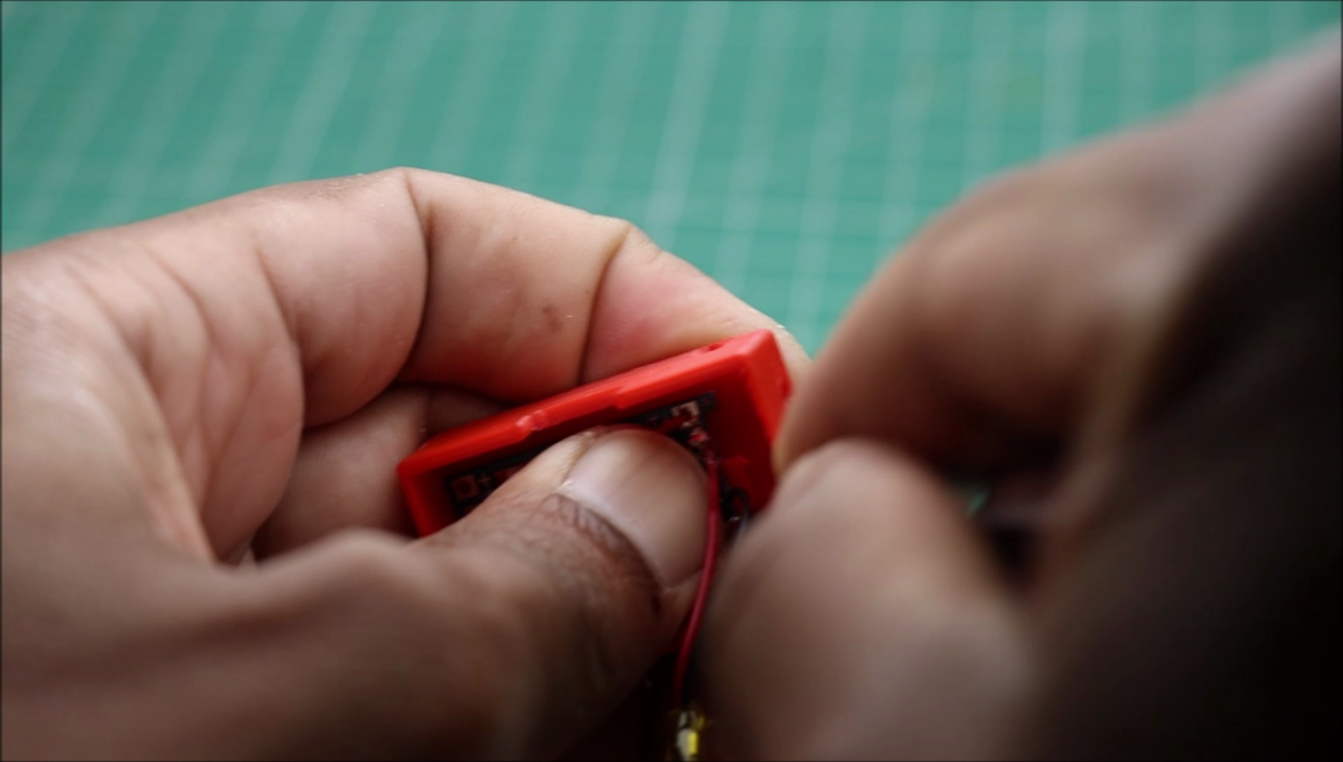 How to Make Mini Rechargeable Powerful LED Light : 8 Steps (with ...