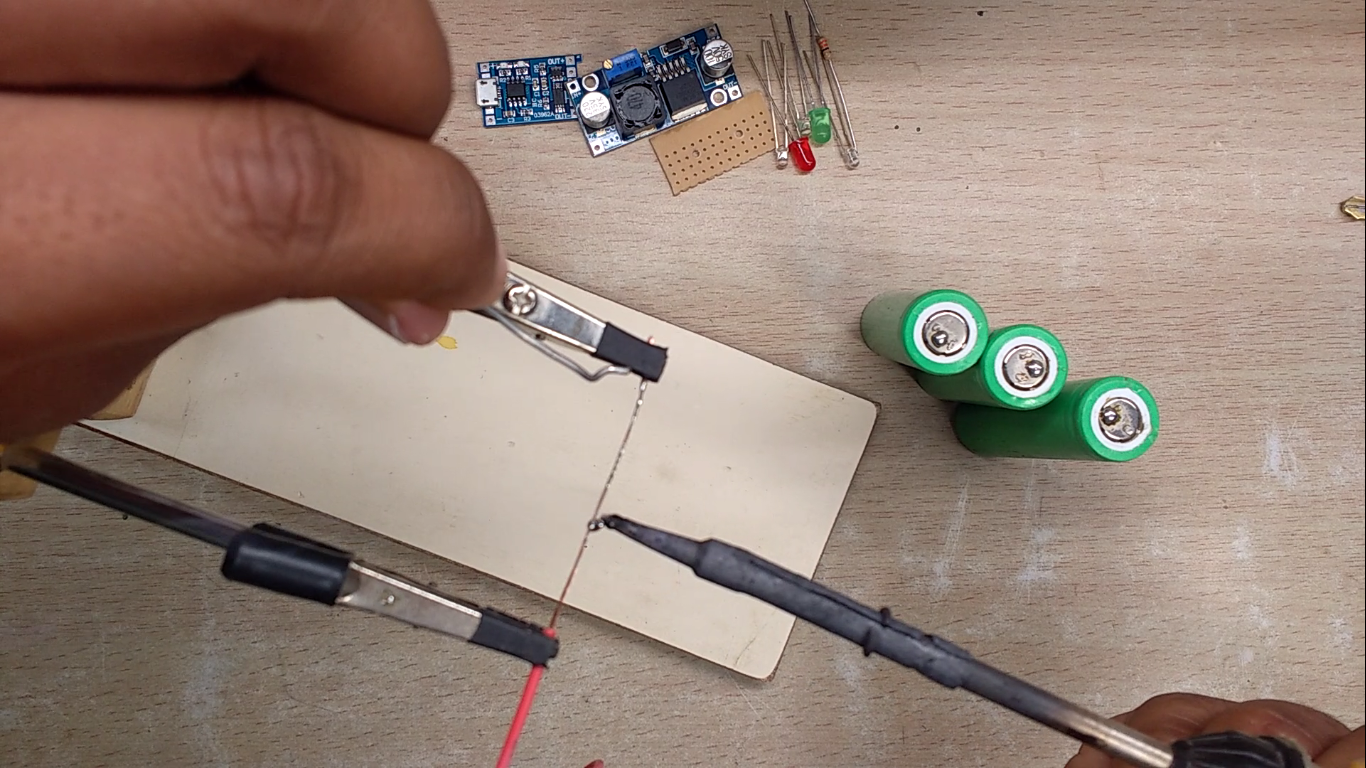 How to Make Power Bank on Your Own Easily : 7 Steps (with Pictures ...