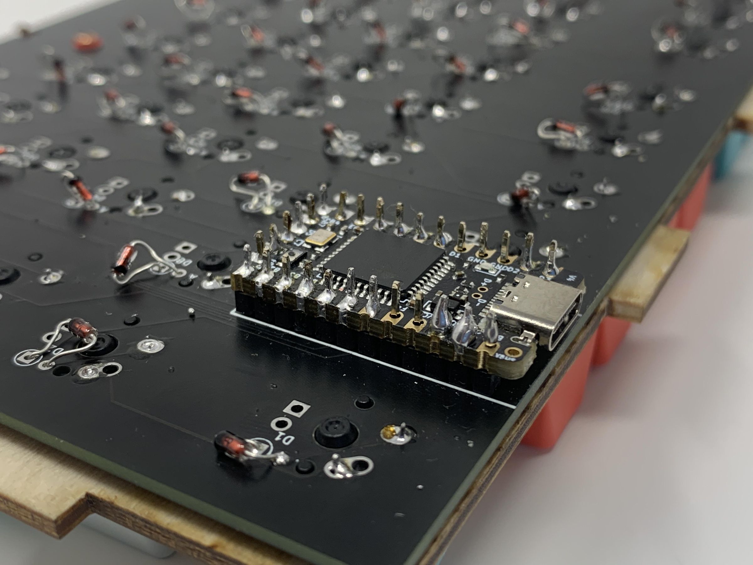 KoiBoard - Fully Customizable Mechanical Keyboard With a Koi! : 7 Steps ...