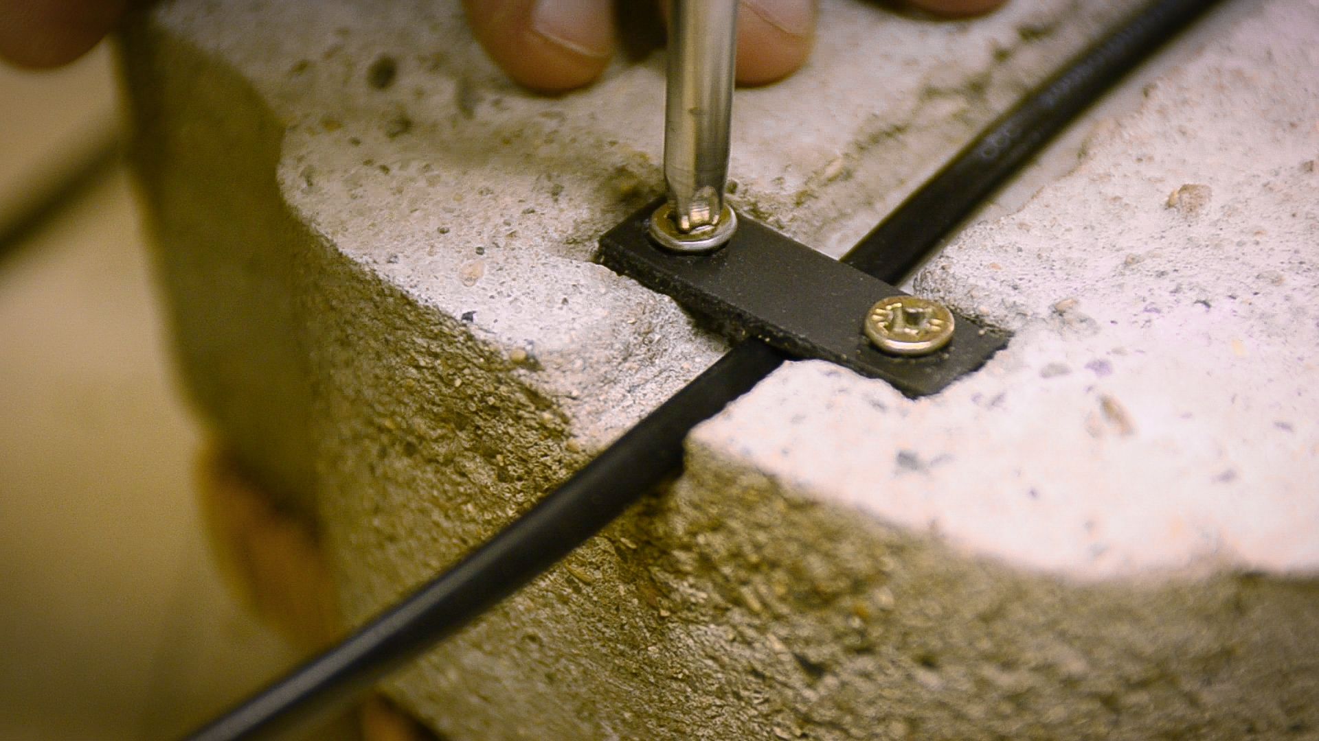 Concrete USB Charging Hub With Storage : 13 Steps (with Pictures ...