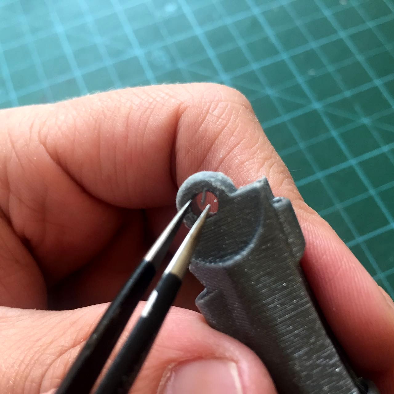 3D Printed Bionic Hand Skeleton : 8 Steps (with Pictures) - Instructables