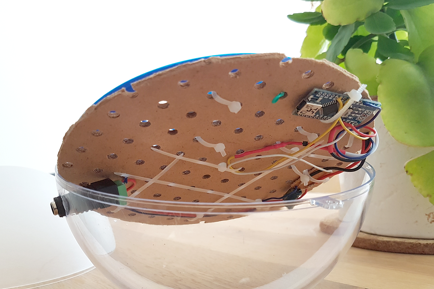 KICKLAMP - the Easy Proximity Lamp : 7 Steps (with Pictures ...