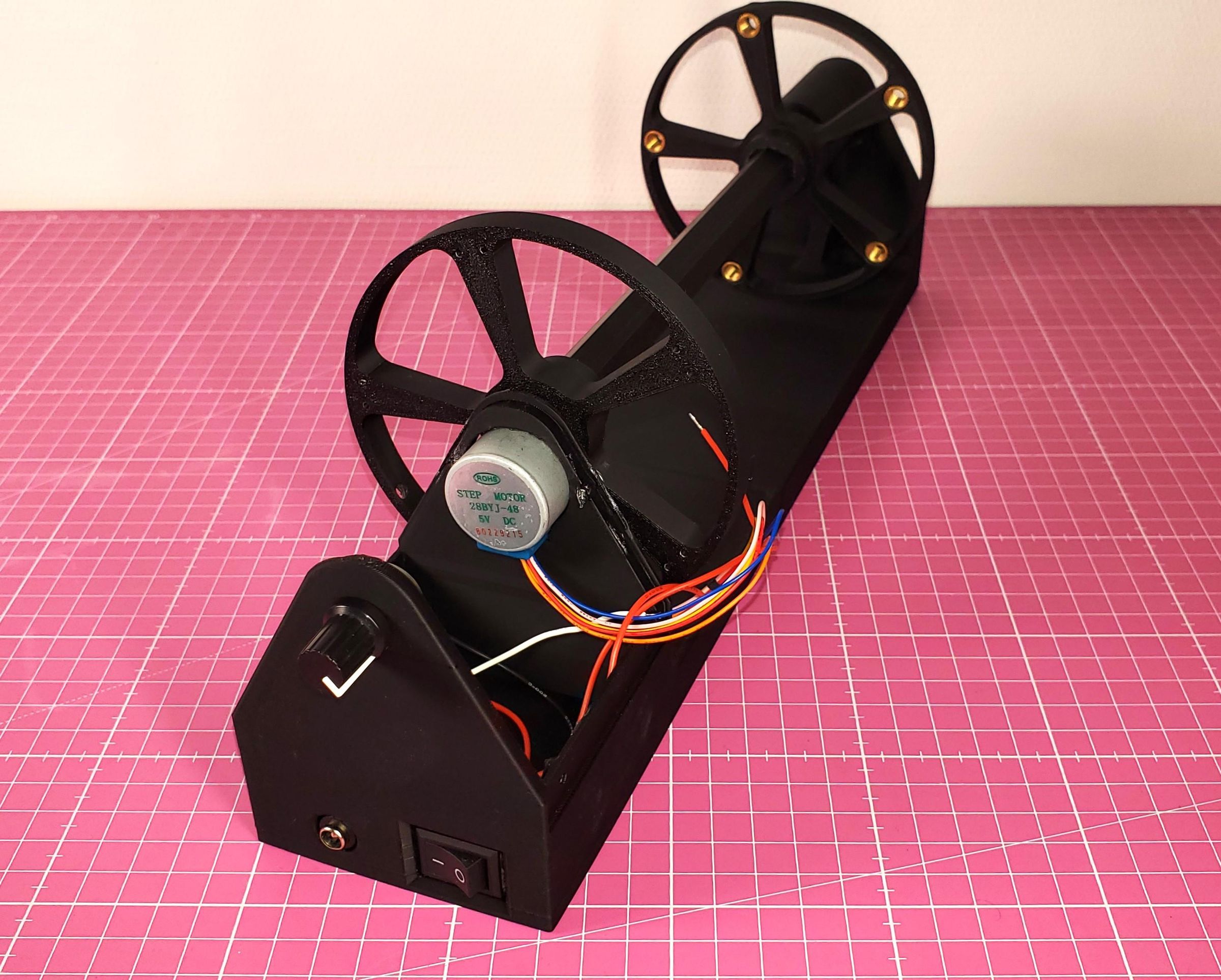 3D Printed Fishing Lure Rotating Drying Station : 13 Steps (with ...