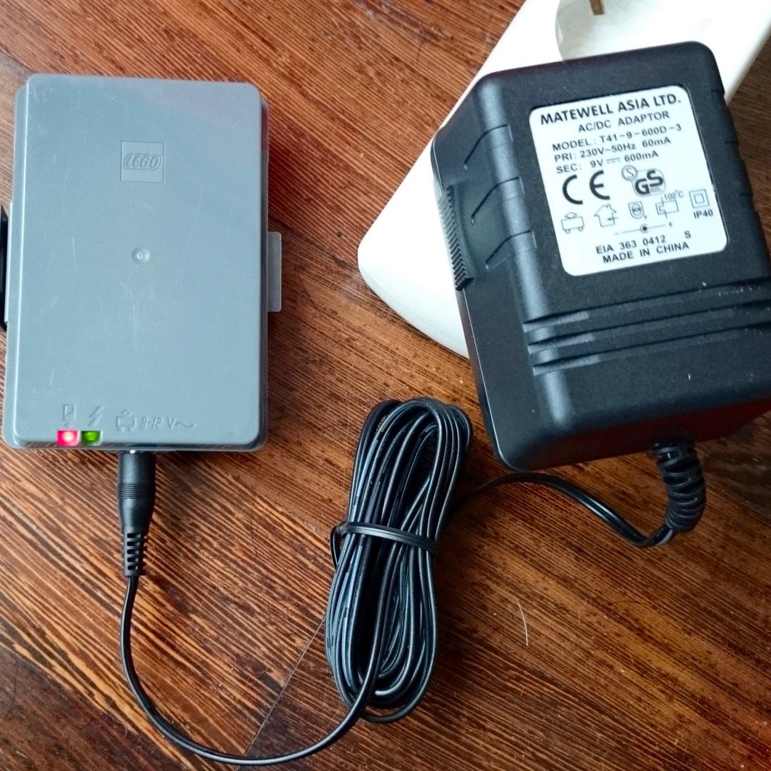 10VAC Adapter for LEGO RCX Mindstorms : 4 Steps (with Pictures ...