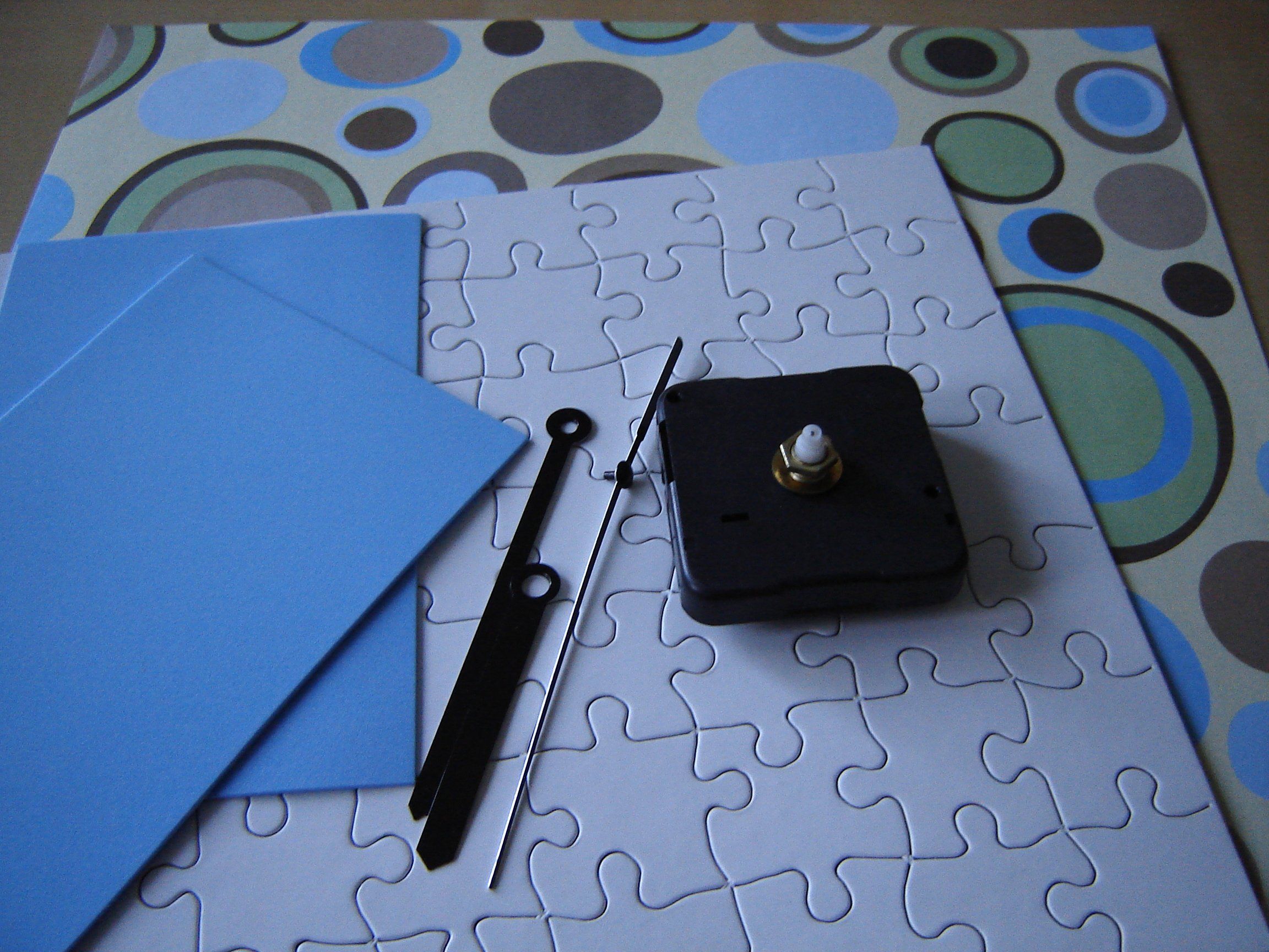 Jigsaw Puzzle Clock : 8 Steps (with Pictures) - Instructables