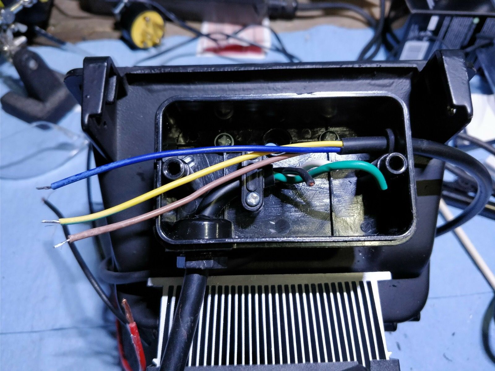 Led Shop Light : 7 Steps (with Pictures) - Instructables