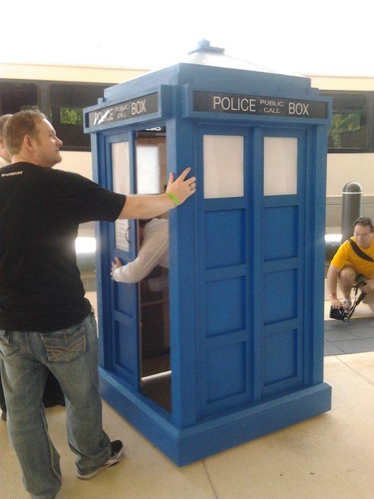 How To Build A Tardis Replica