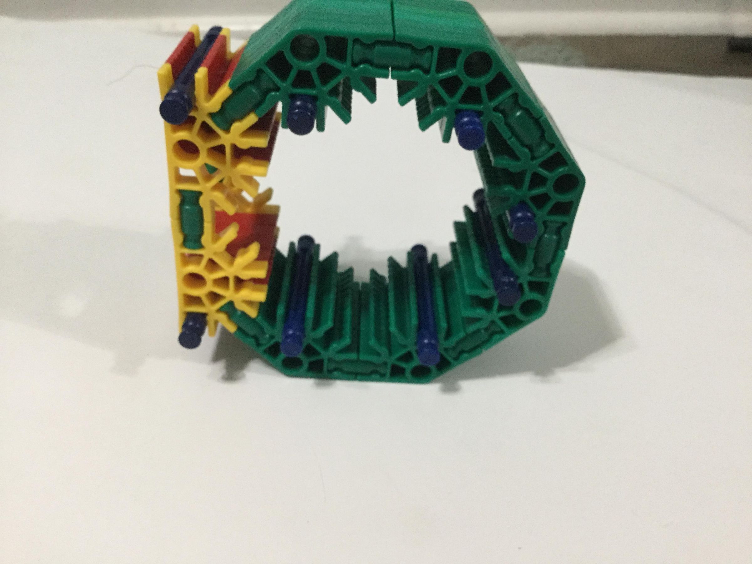 K’nex Lock Stand : 3 Steps - Instructables