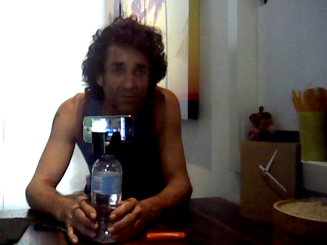 DIY IPhone Tripod in 60 Seconds From Household Items - Instructables