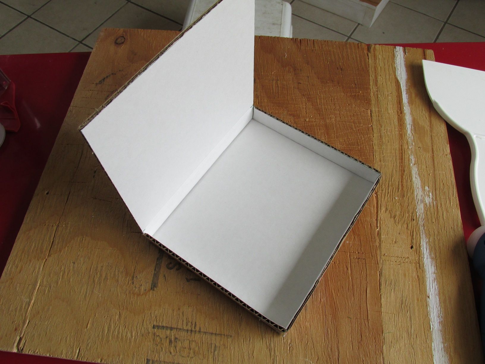 A Compact Disc (CD) Mailer Box : 9 Steps (with Pictures) - Instructables