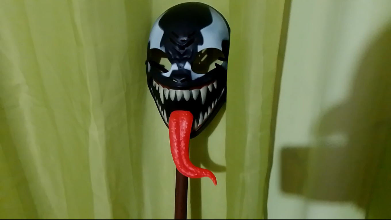 Screamer Mirror - Halloween Decoration : 4 Steps (with Pictures ...