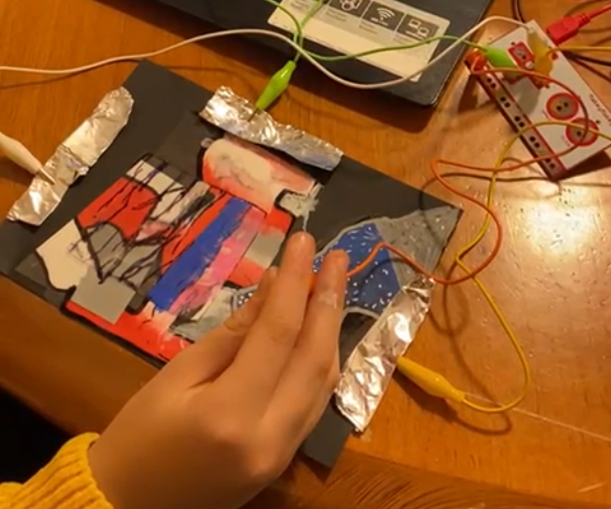 Card Interattive Con Il Makey-Makey : 4 Steps - Instructables