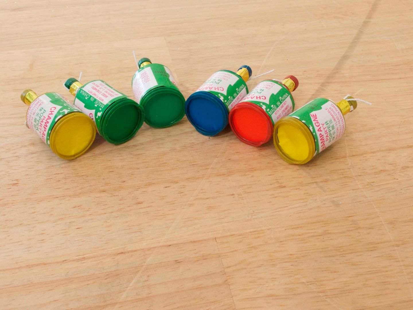 Glitter Roulette With Party Poppers : 7 Steps (with Pictures ...