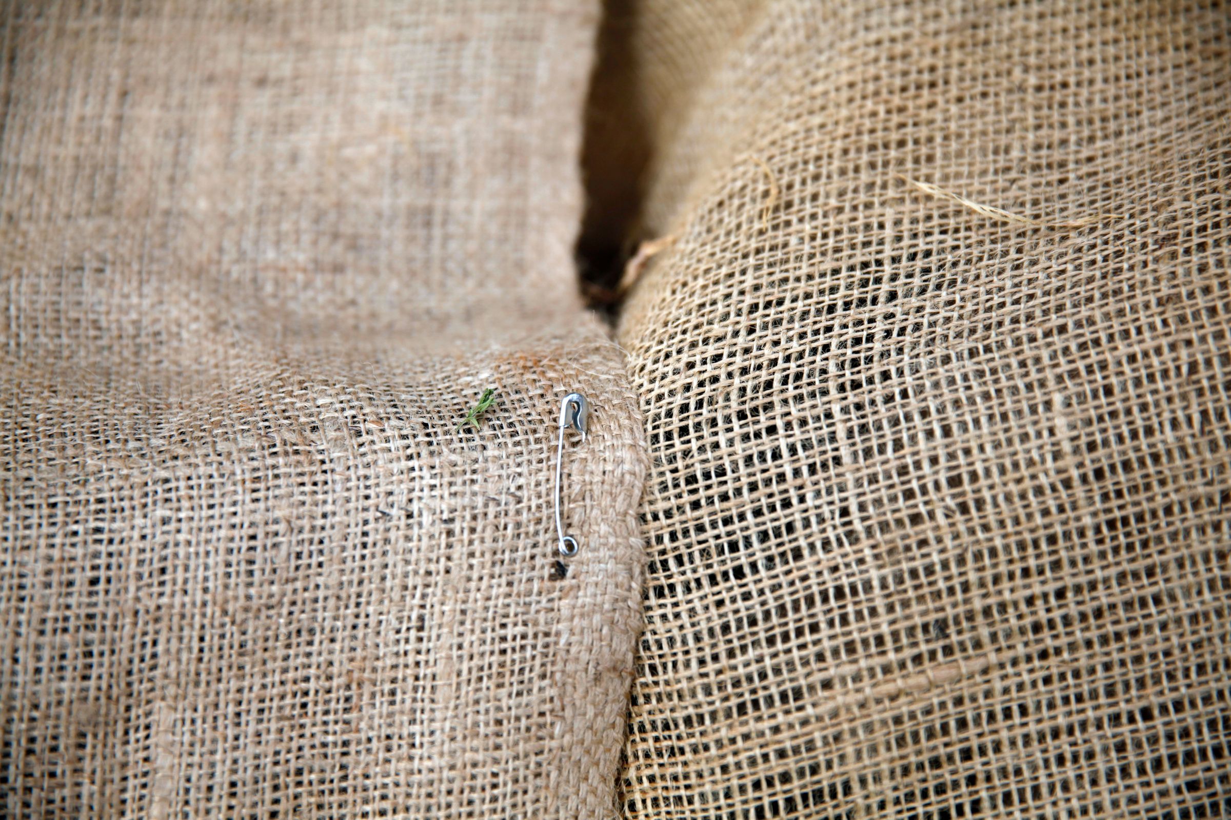 Bailing Wire Fencing : 3 Steps (with Pictures) - Instructables