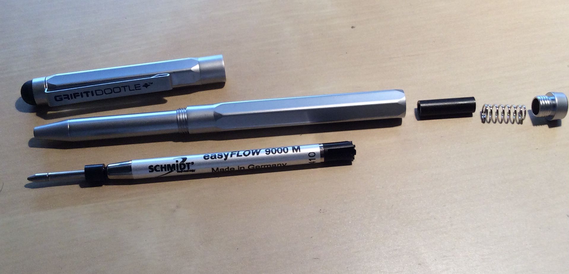 Pen Re-fill Modification : 8 Steps - Instructables