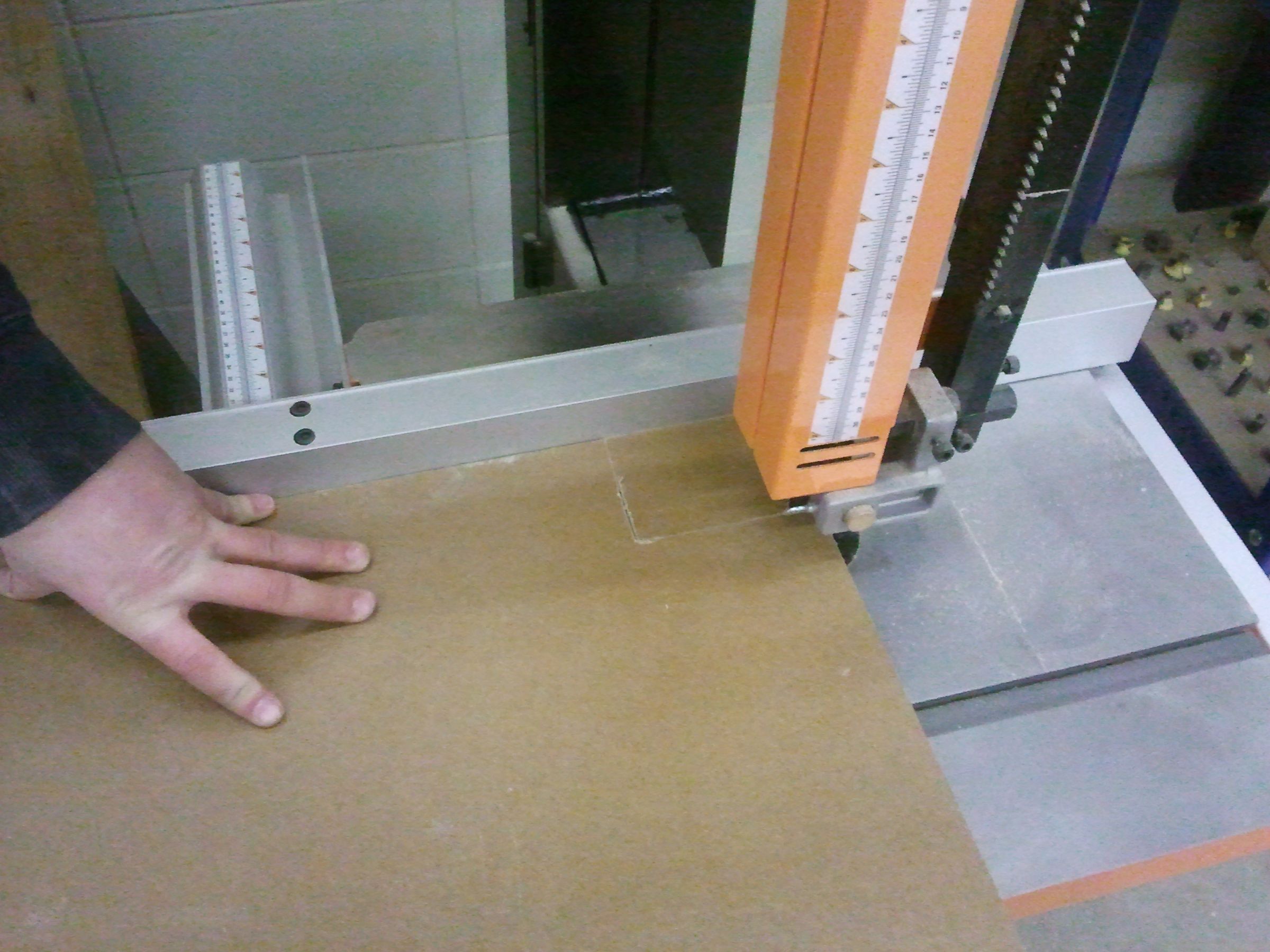 Rolling Workstation for Small Workspaces : 10 Steps (with Pictures ...