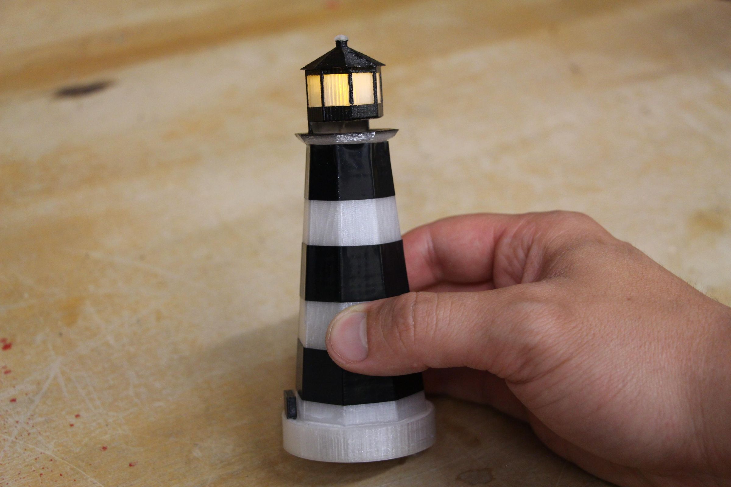 Miniature Lighthouse for Pre-Recycling Coin Cell Batteries : 10 Steps ...