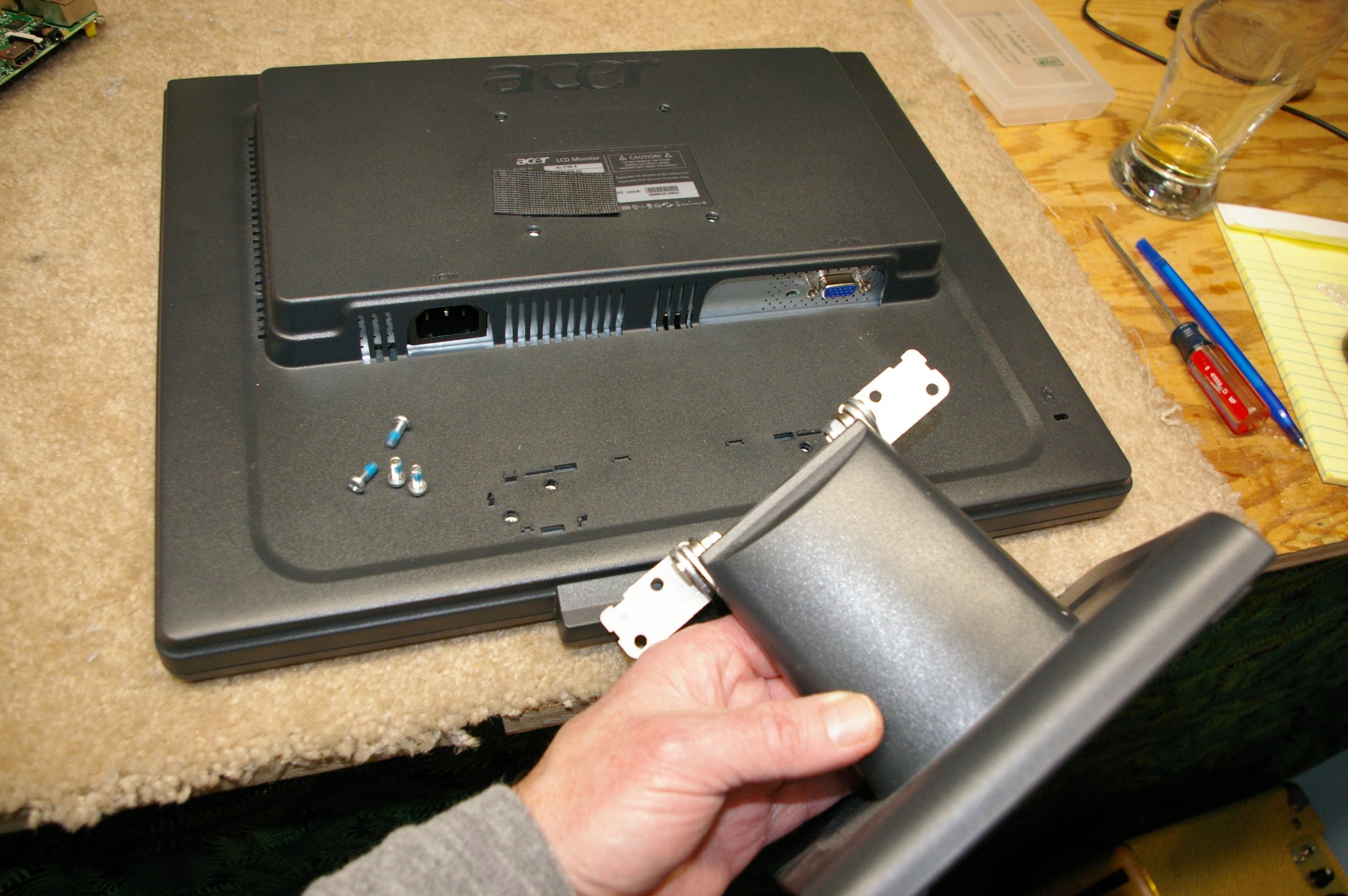 Wireless Raspberry Pi Digital Picture Frame in a Shadow Box : 10 Steps ...