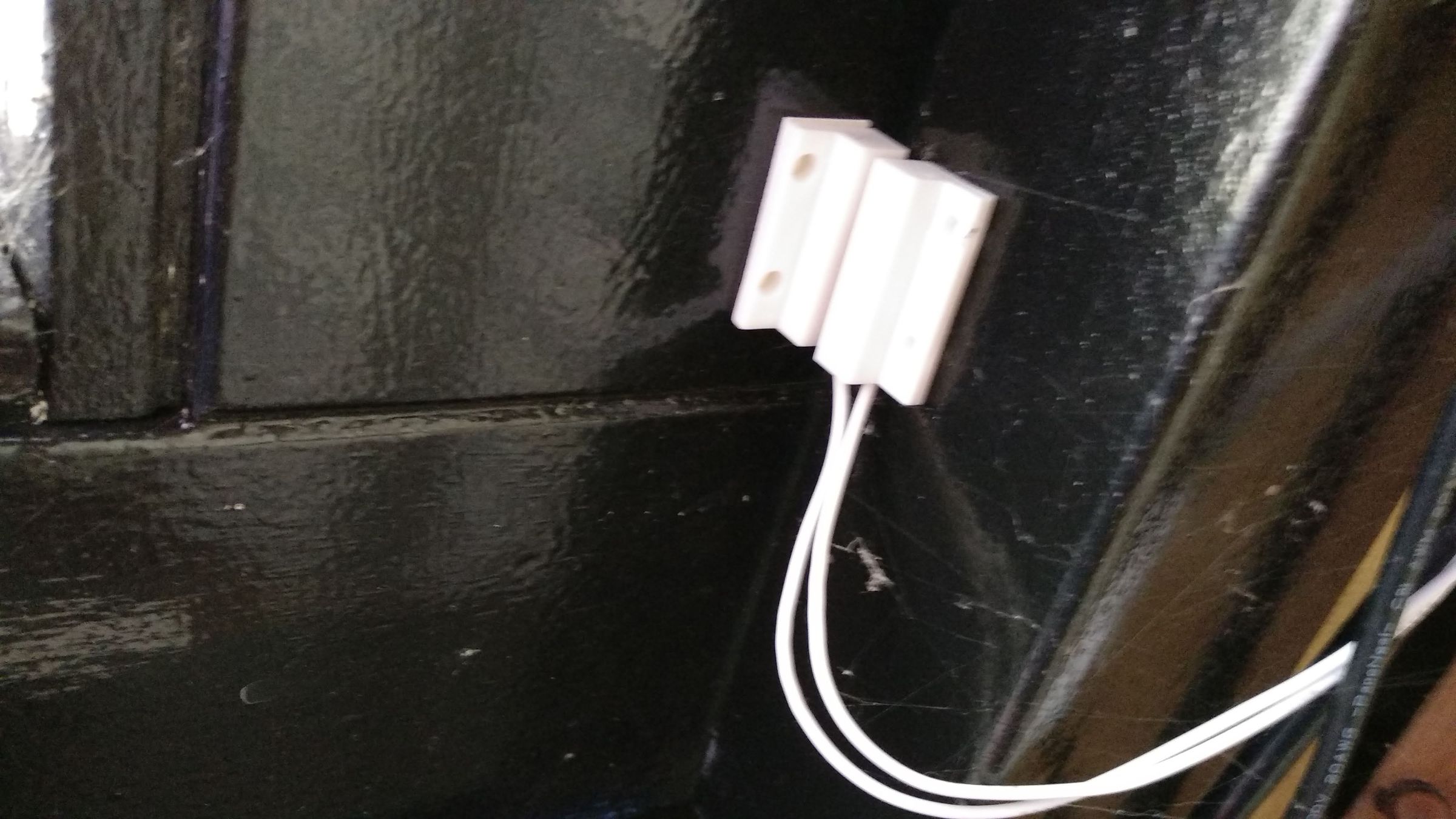 Battery Powered Door Sensor With Home Automation Integration, WiFi and ...