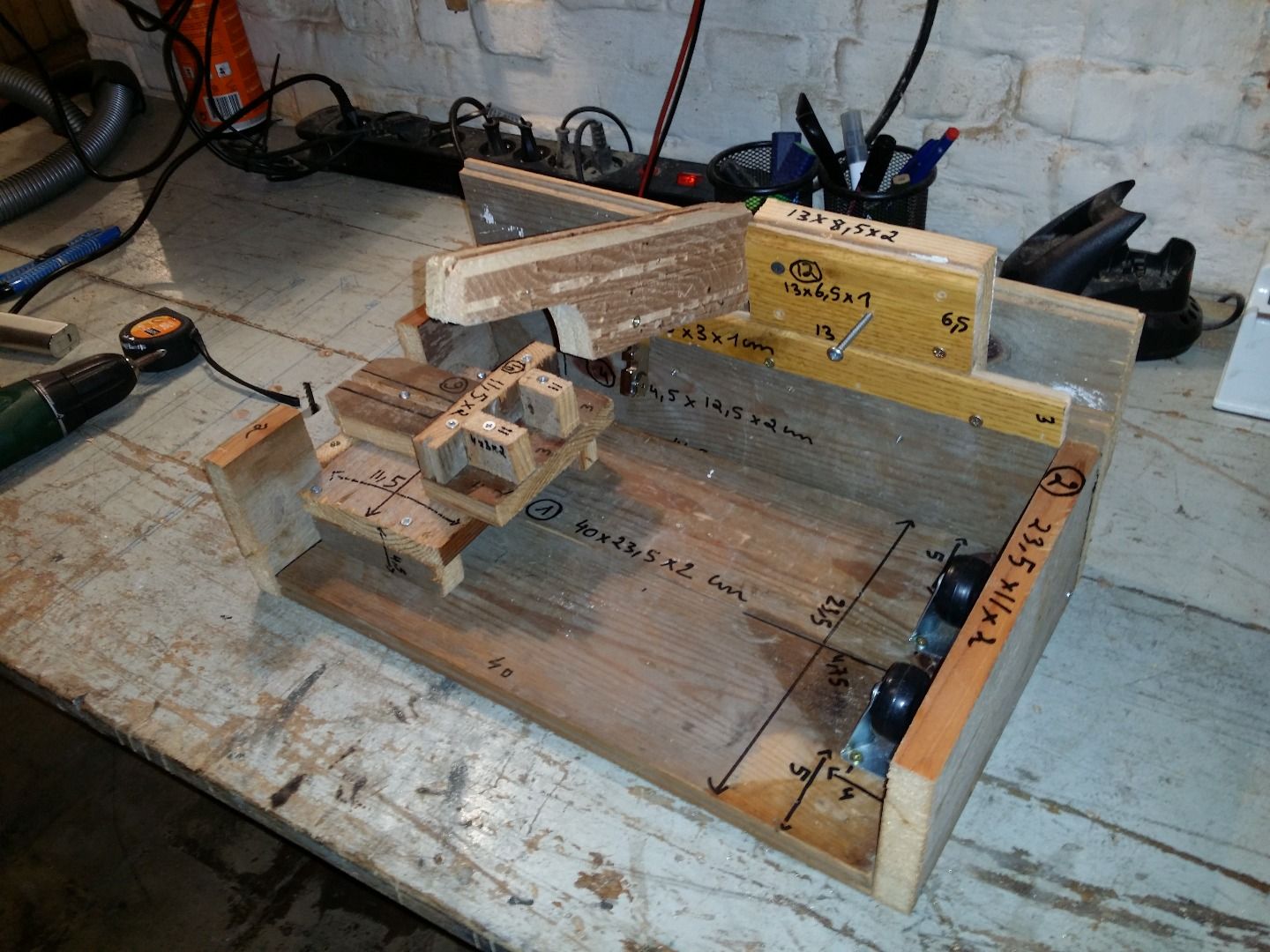 Glass Cutter by Kreat0r : 8 Steps (with Pictures) - Instructables