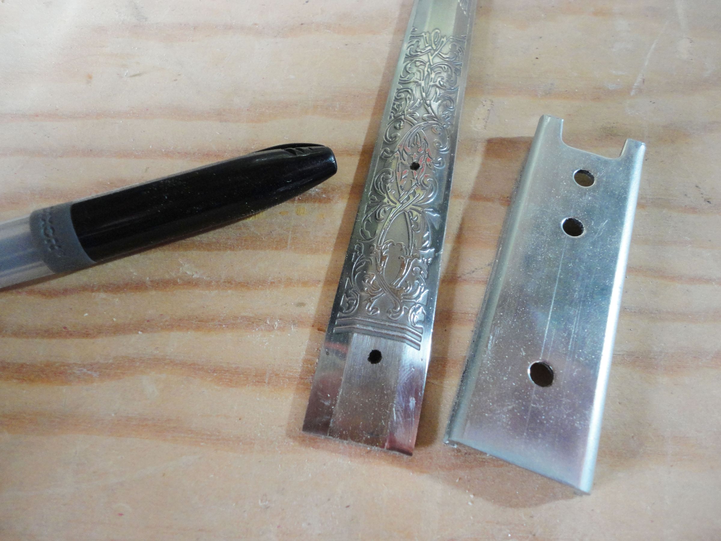 Assassin's Creed Hidden Blade - Functional Prop!! : 13 Steps (with ...