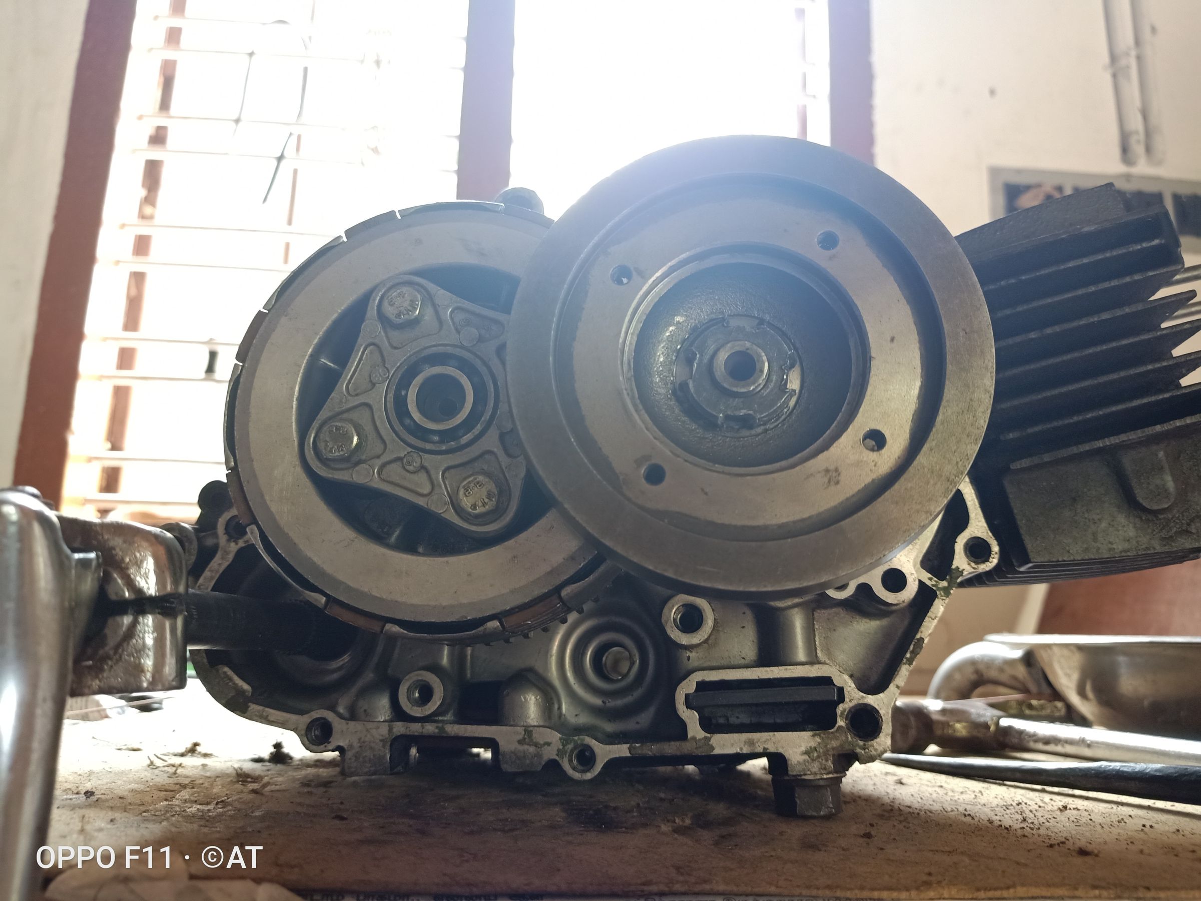 Heavy Duty Hand Cranked Generator : 5 Steps - Instructables