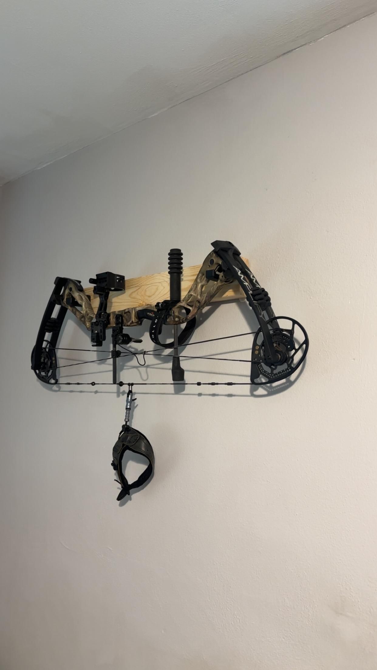 Hunting Bow Hangers : 10 Steps - Instructables