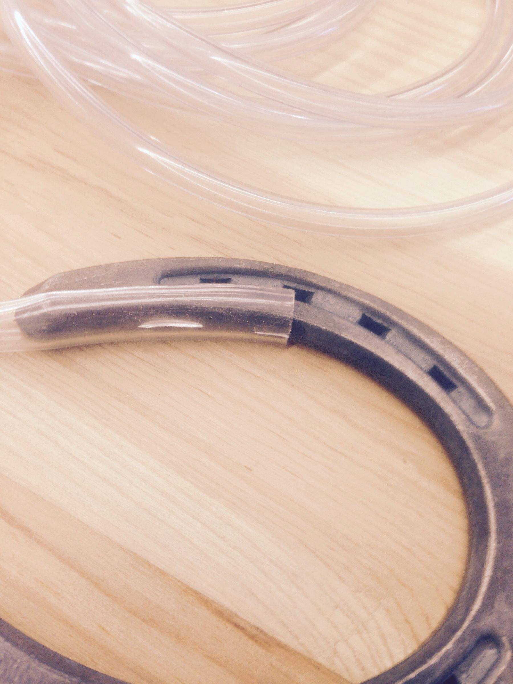 Horseshoe Gun Rack : 3 Steps - Instructables