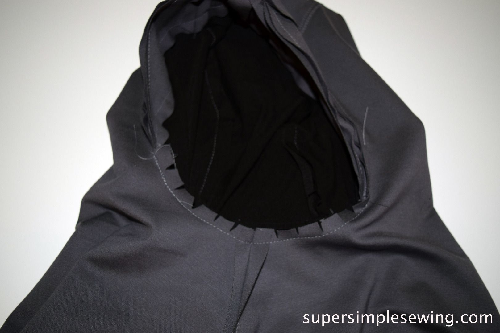 Assassin's Creed Inspired Hood : 22 Steps (with Pictures) - Instructables