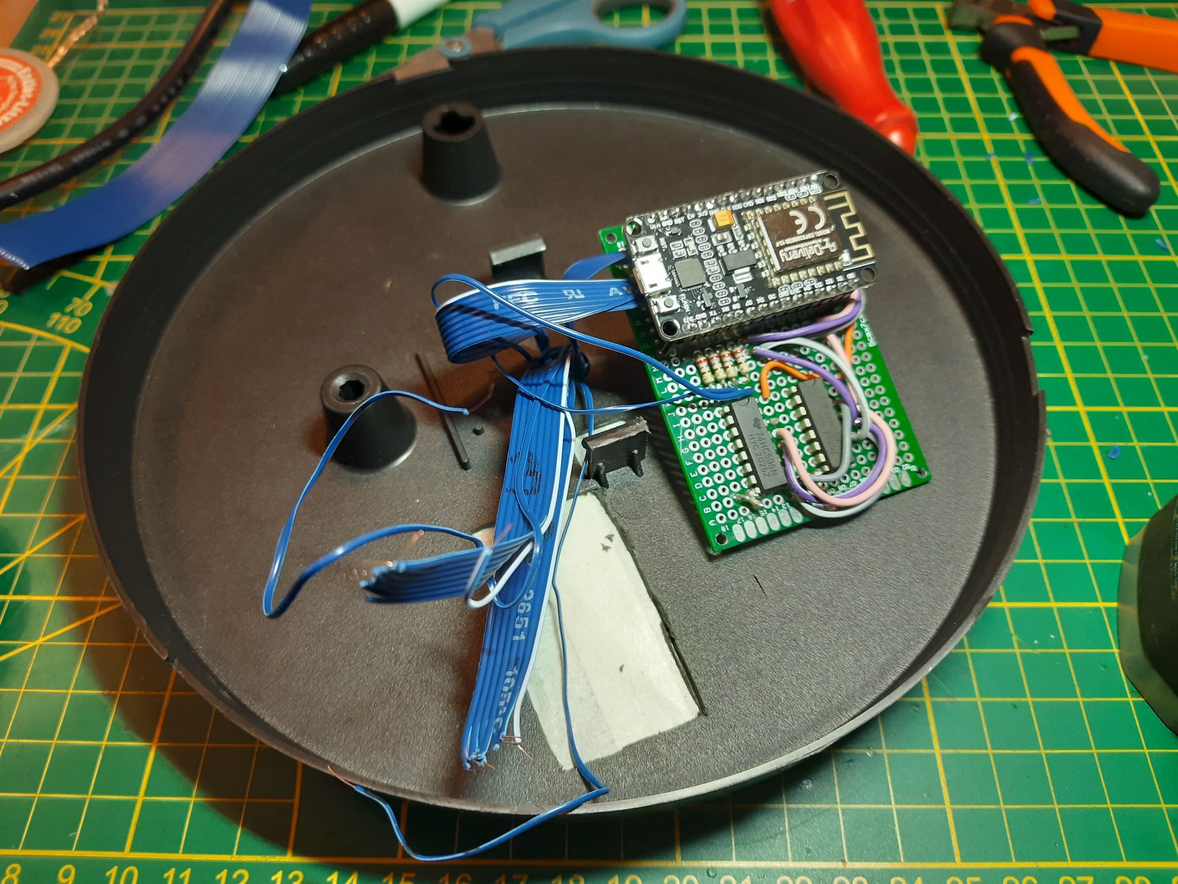 WeasLED Magical Muggle Locator : 10 Steps (with Pictures) - Instructables