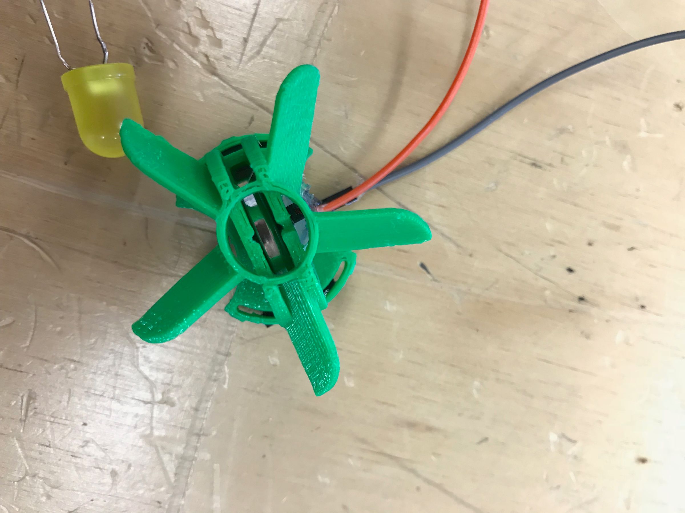 Glowing 3D Printed Flowers : 9 Steps (with Pictures) - Instructables