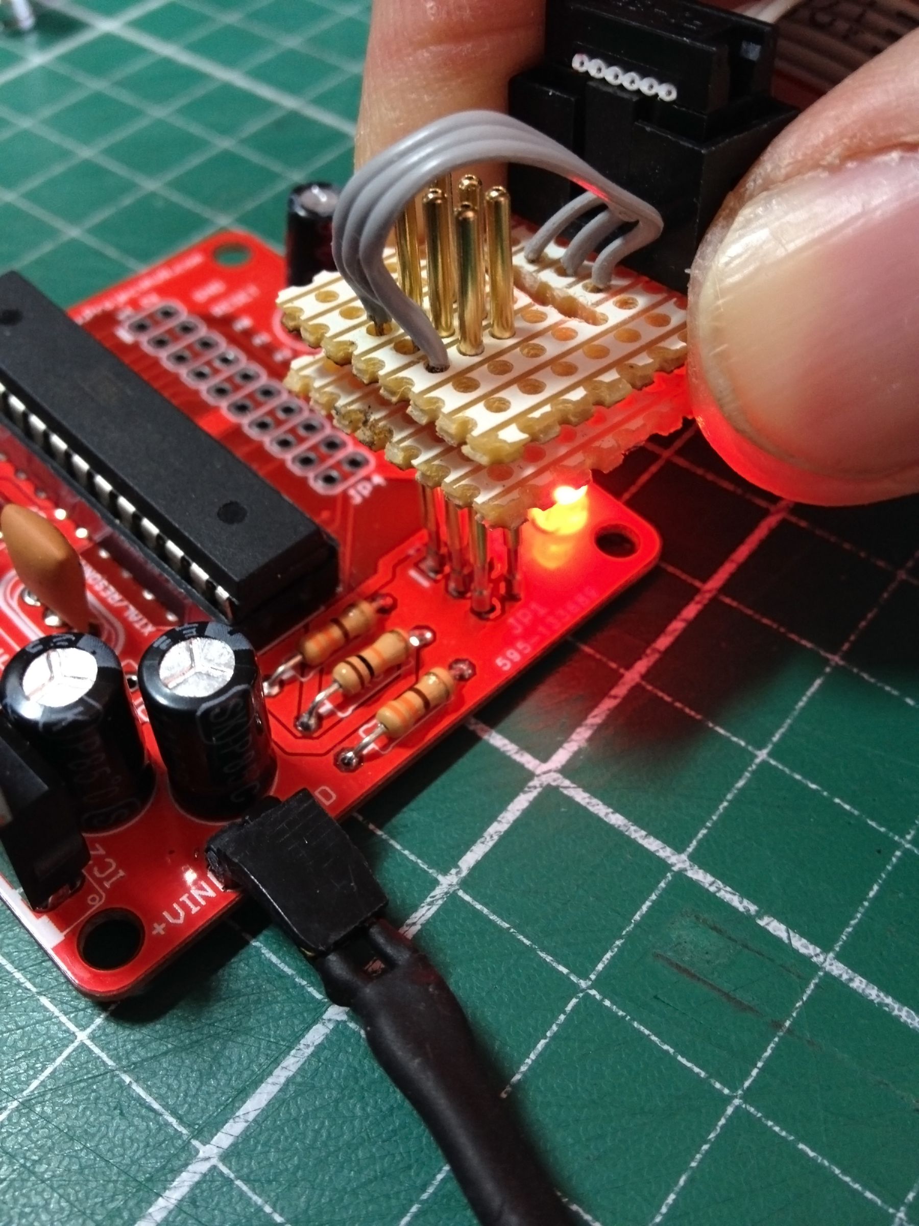 ICSP Pogo Pin Programming Adaptor : 6 Steps - Instructables