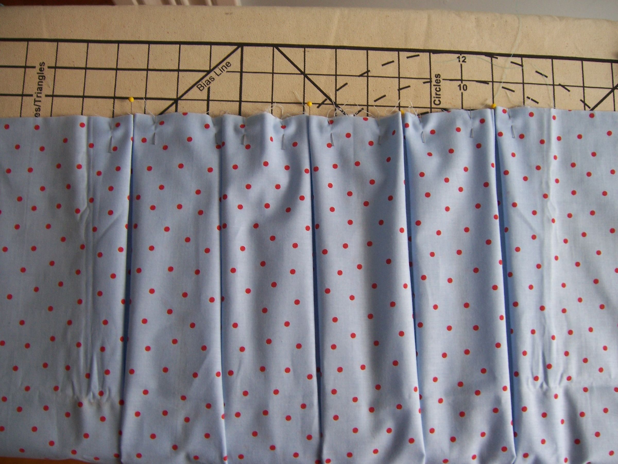 Box Pleat Apron : 5 Steps (with Pictures) - Instructables